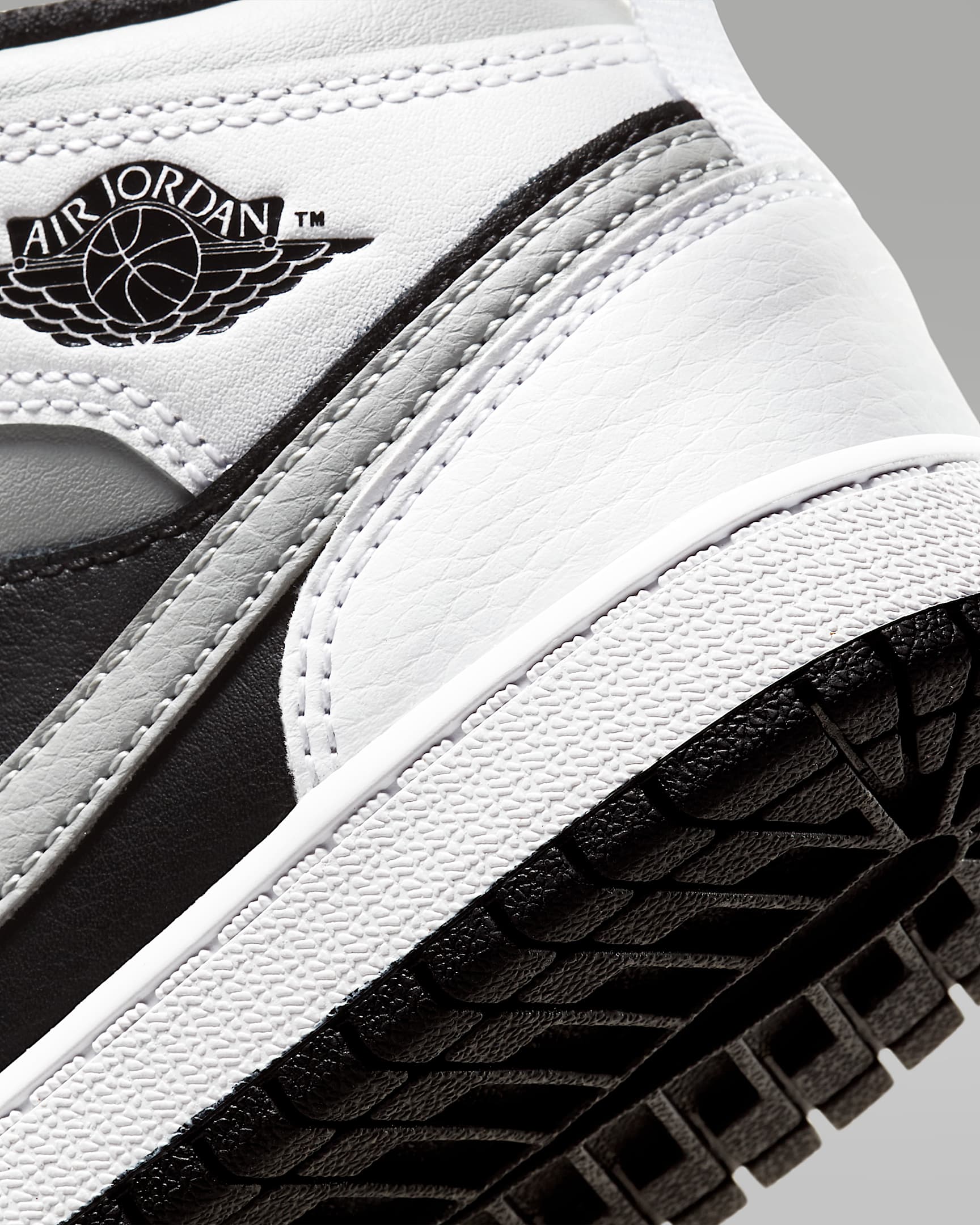 Scarpa Jordan 1 Mid – Bambino/a. Nike IT