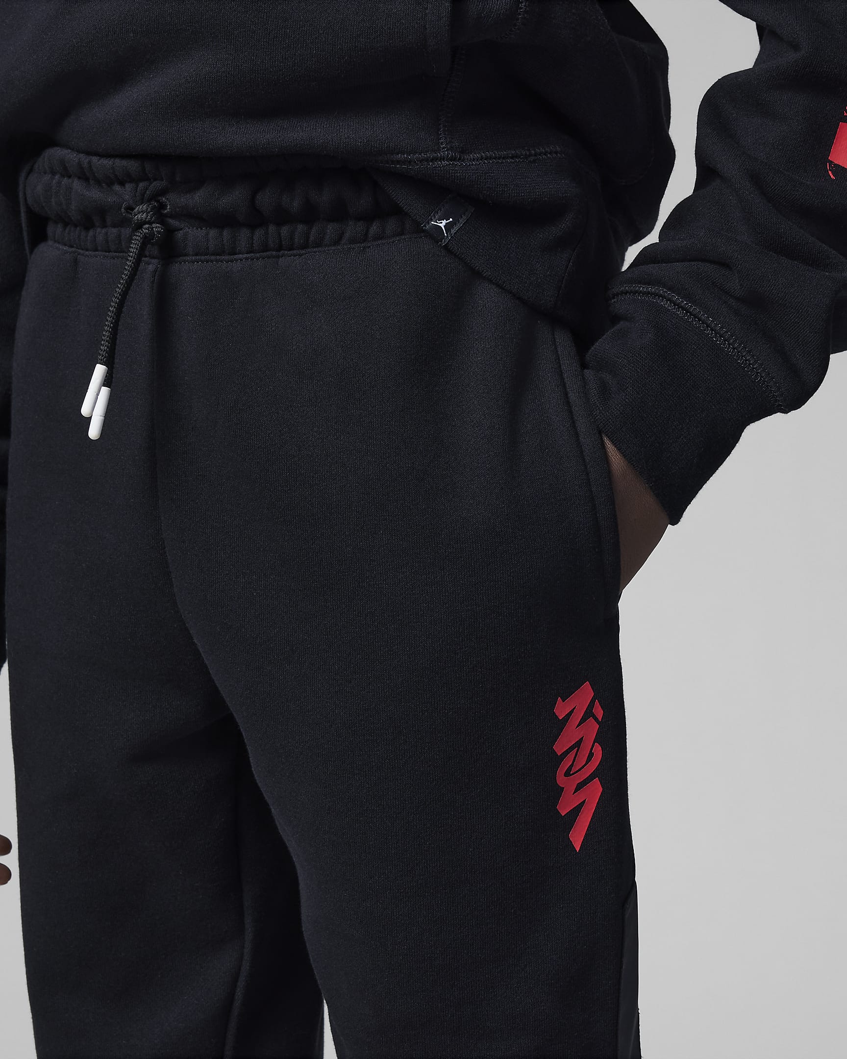 Jordan MJ Zion Cross-over Trousers Older Kids' Trousers. Nike UK