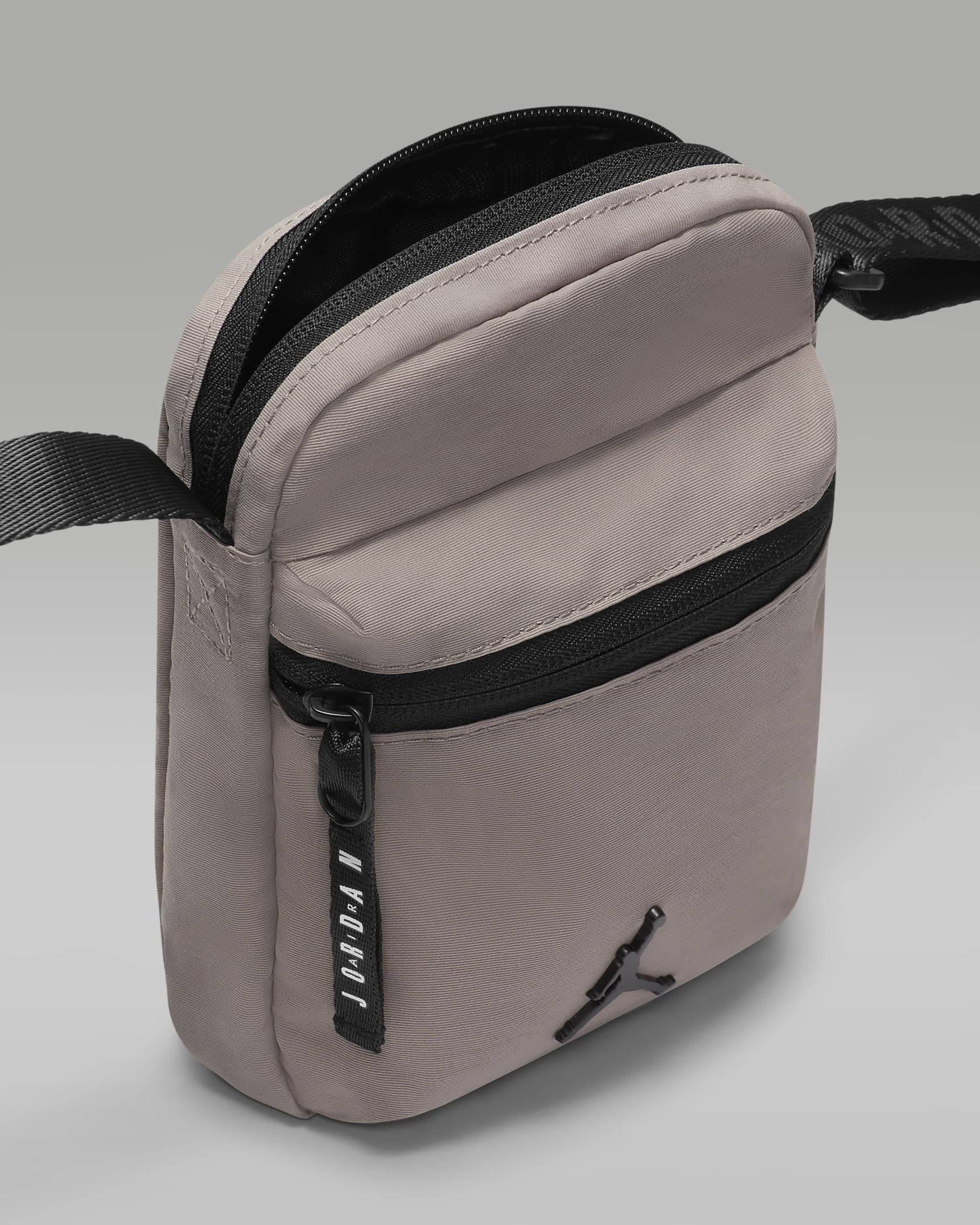 Jordan Airborne Festival Bag. Nike JP