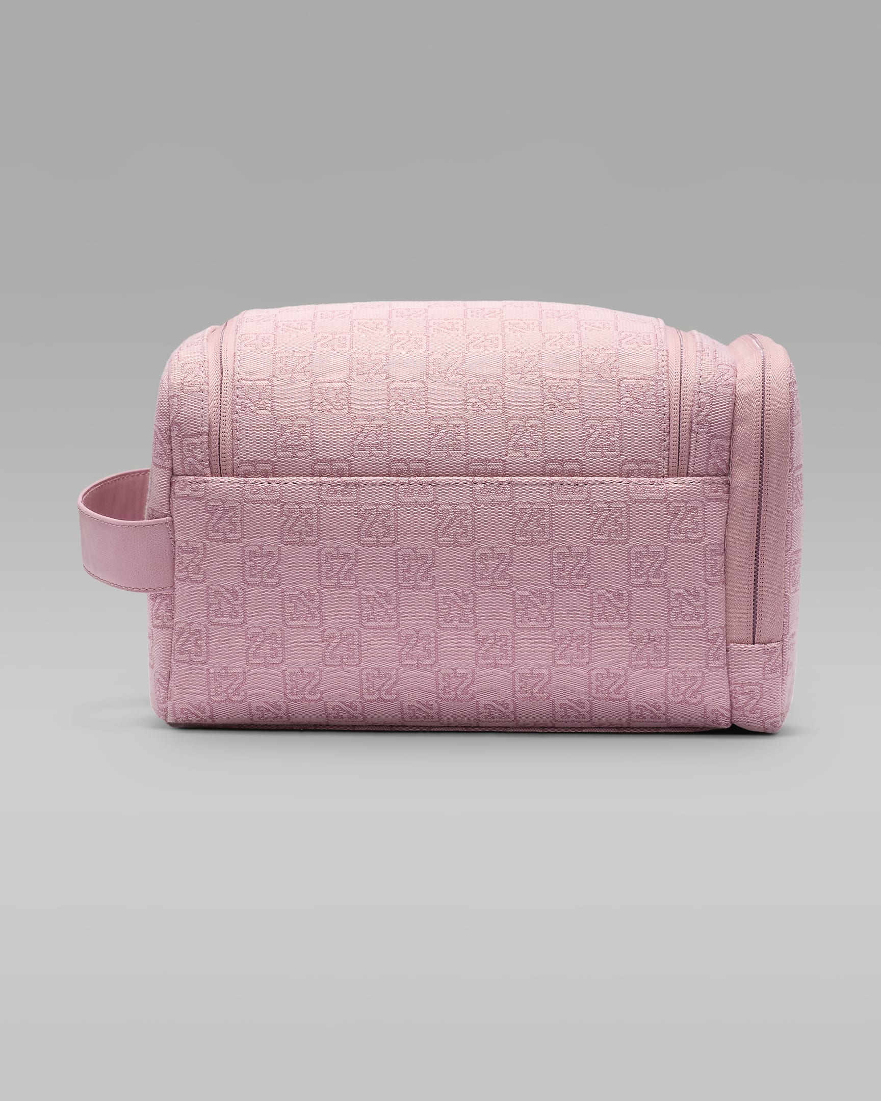 Jordan Monogram Dopp Kit (5.9L). Nike.com