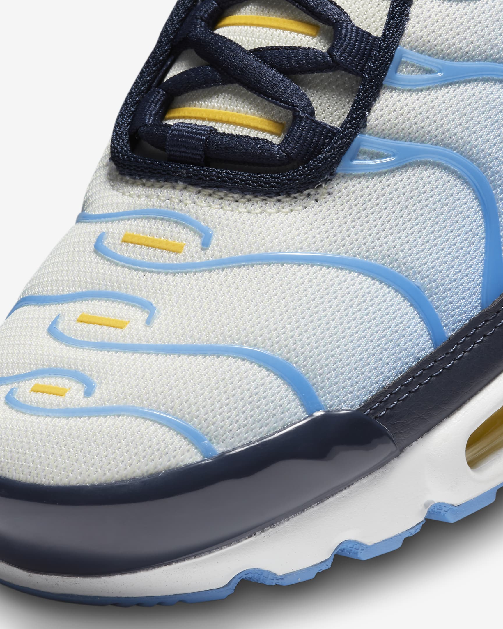 Nike Air Max Plus Women's Shoes. Nike HU