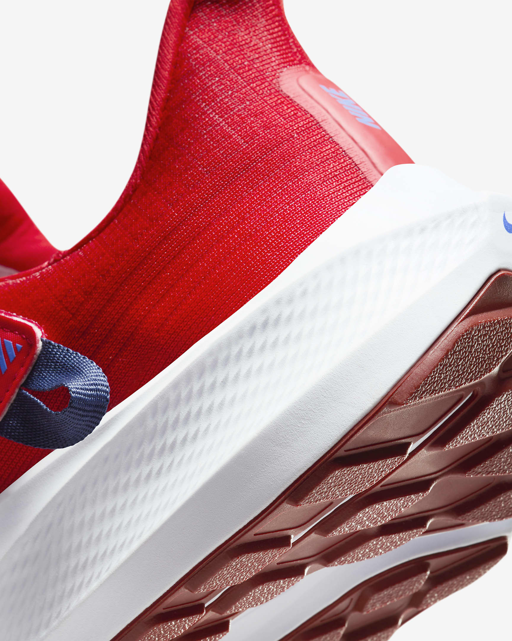 Nike Pegasus FlyEase Men's Easy On/Off Road Running Shoes. Nike SE