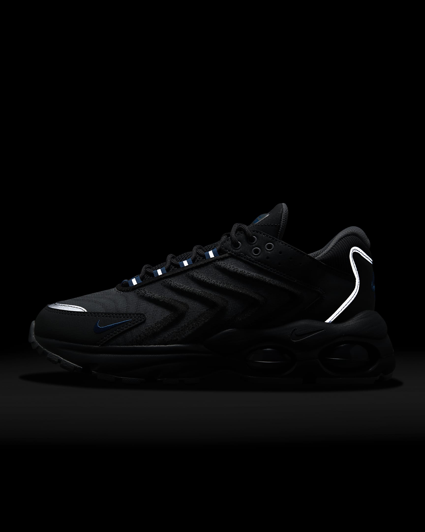 Nike Air Max TW Next Nature Men's Shoes. Nike IE