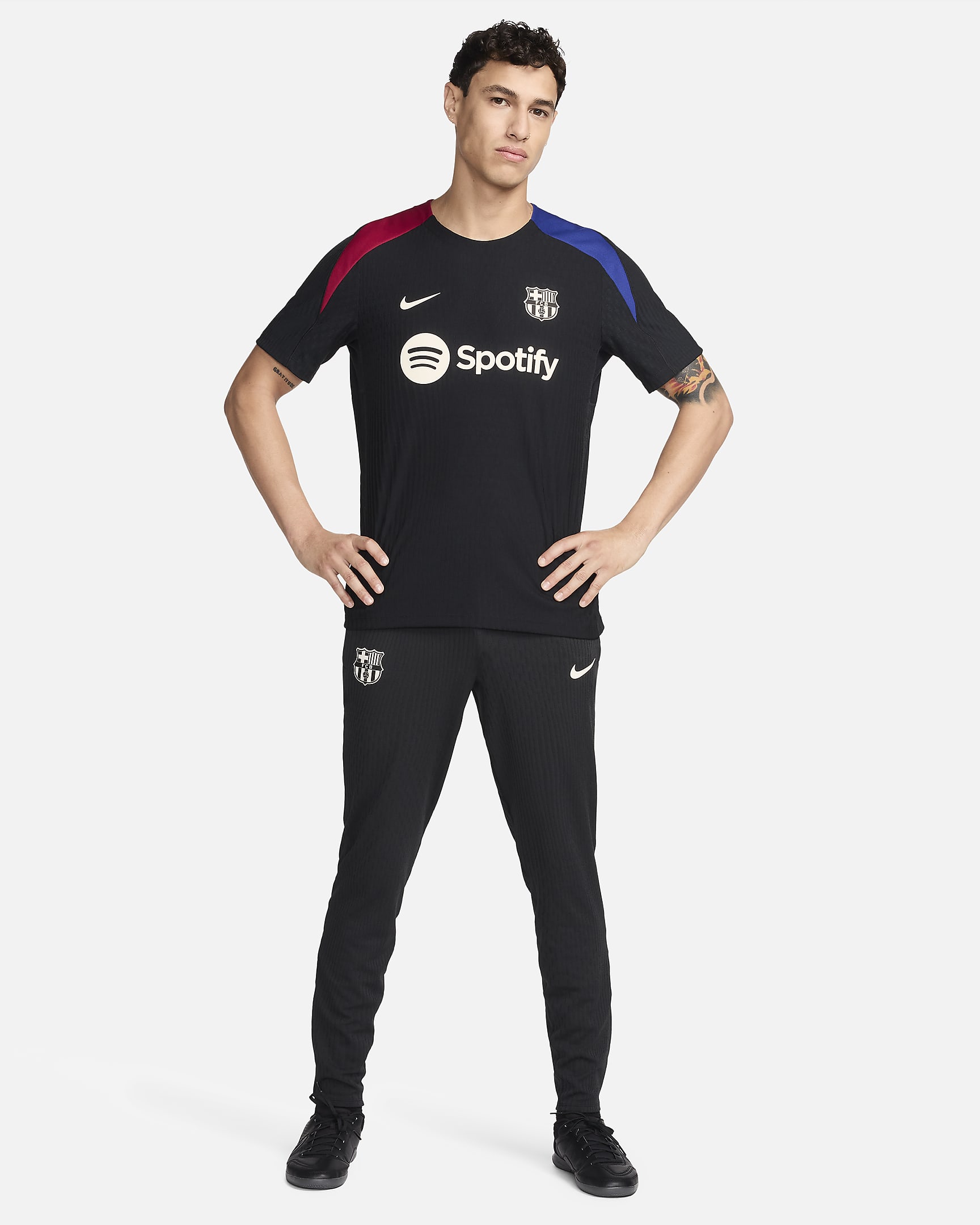 FC Barcelona Strike Elite Nike Dri-FIT ADV Kısa Kollu Erkek Futbol Üstü ...