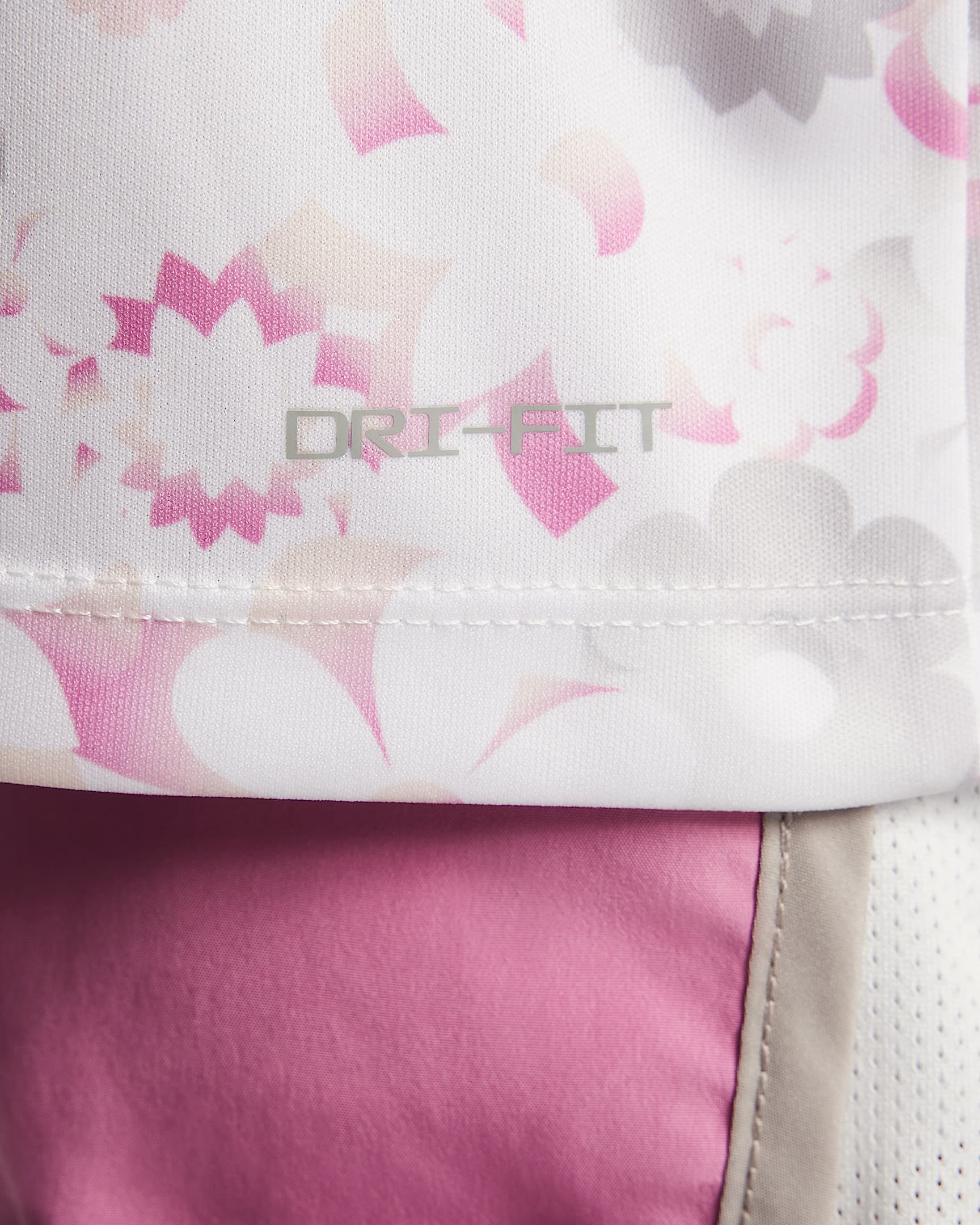 Nike Flow-Ral Toddler 2-Piece Colorblocked Tempo Set. Nike.com