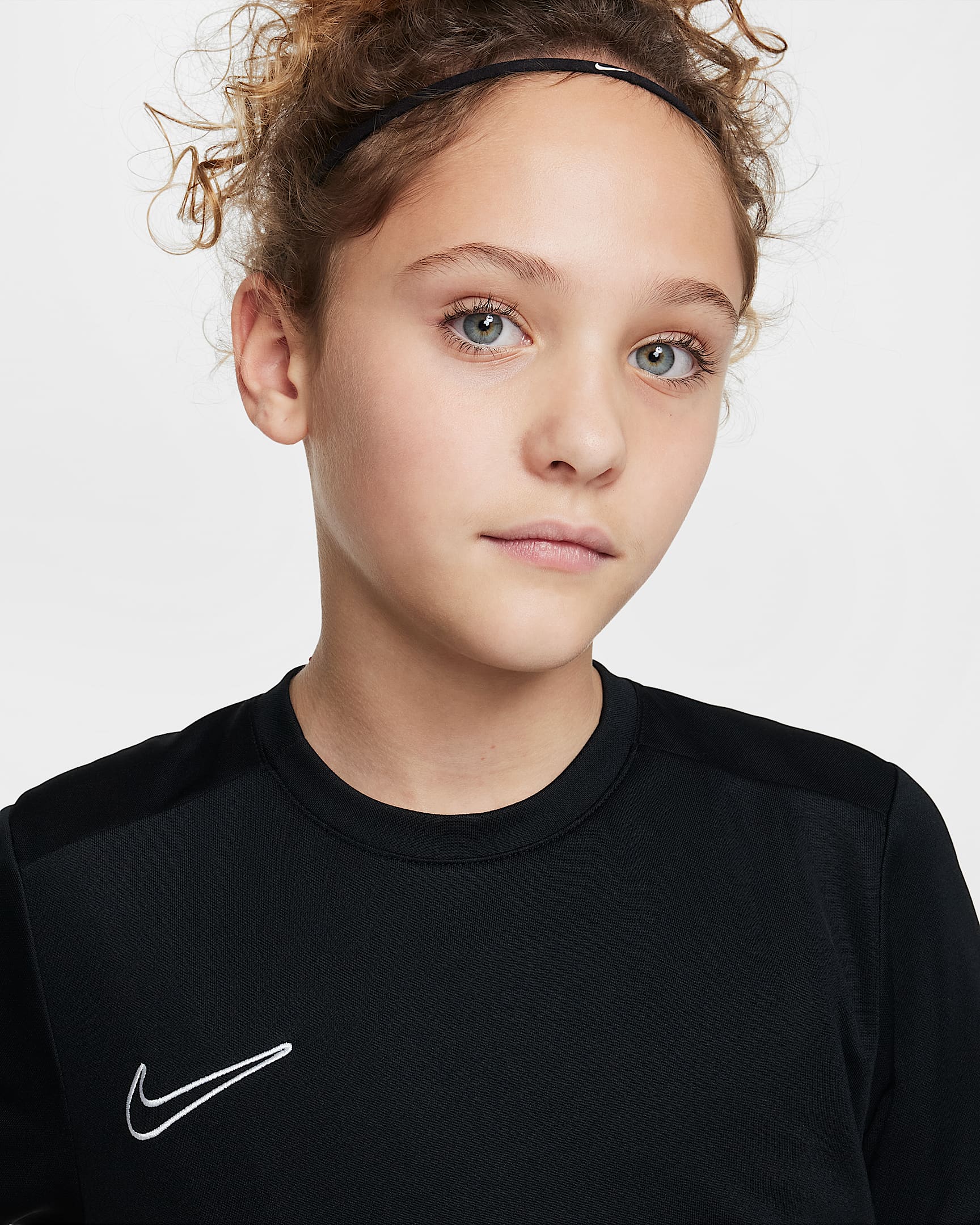 Nike Academy Older Kids' Dri-FIT Football Top. Nike ZA