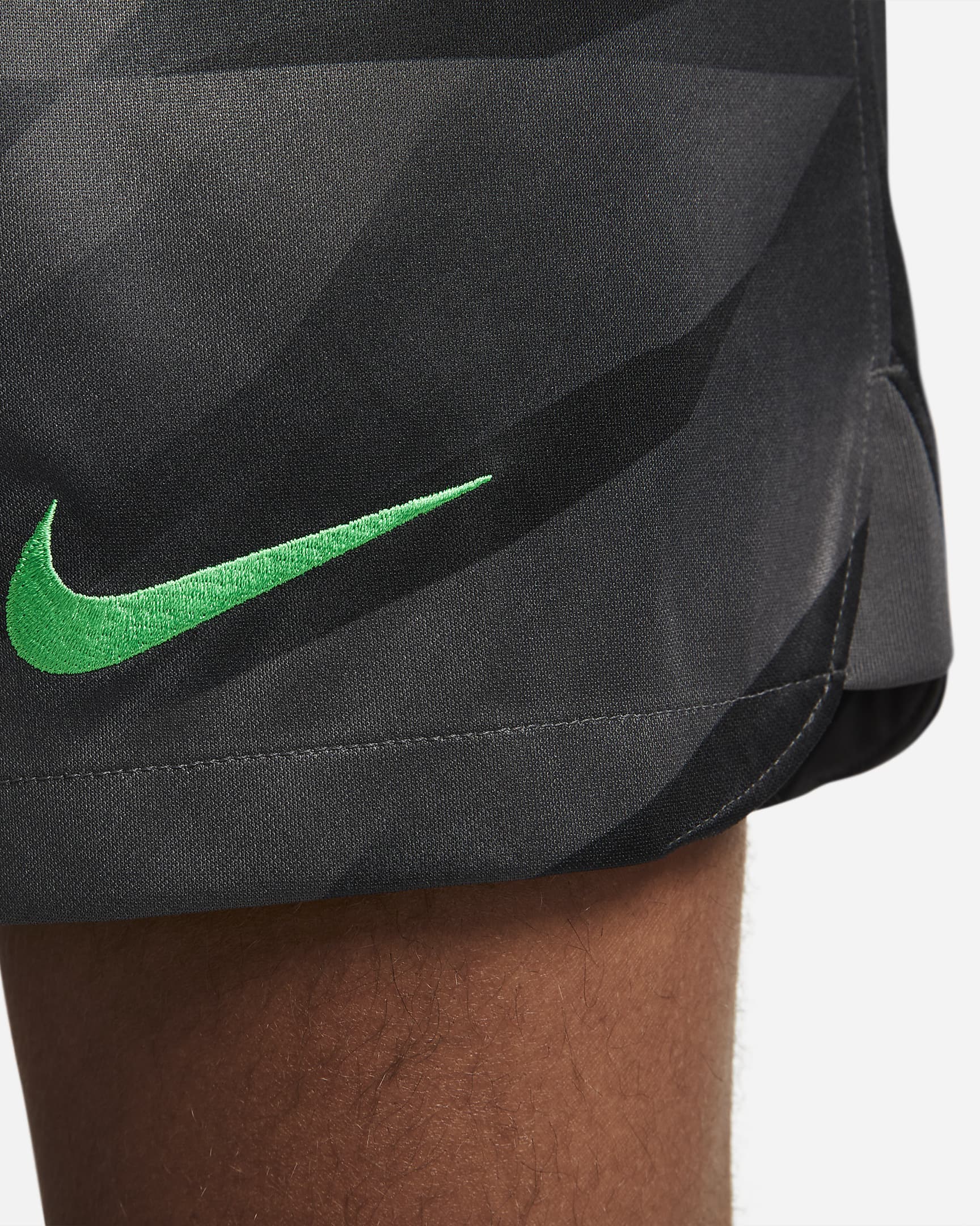 Liverpool F.C. 2023/24 Stadium Goalkeeper Men's Nike Dri-FIT Football ...