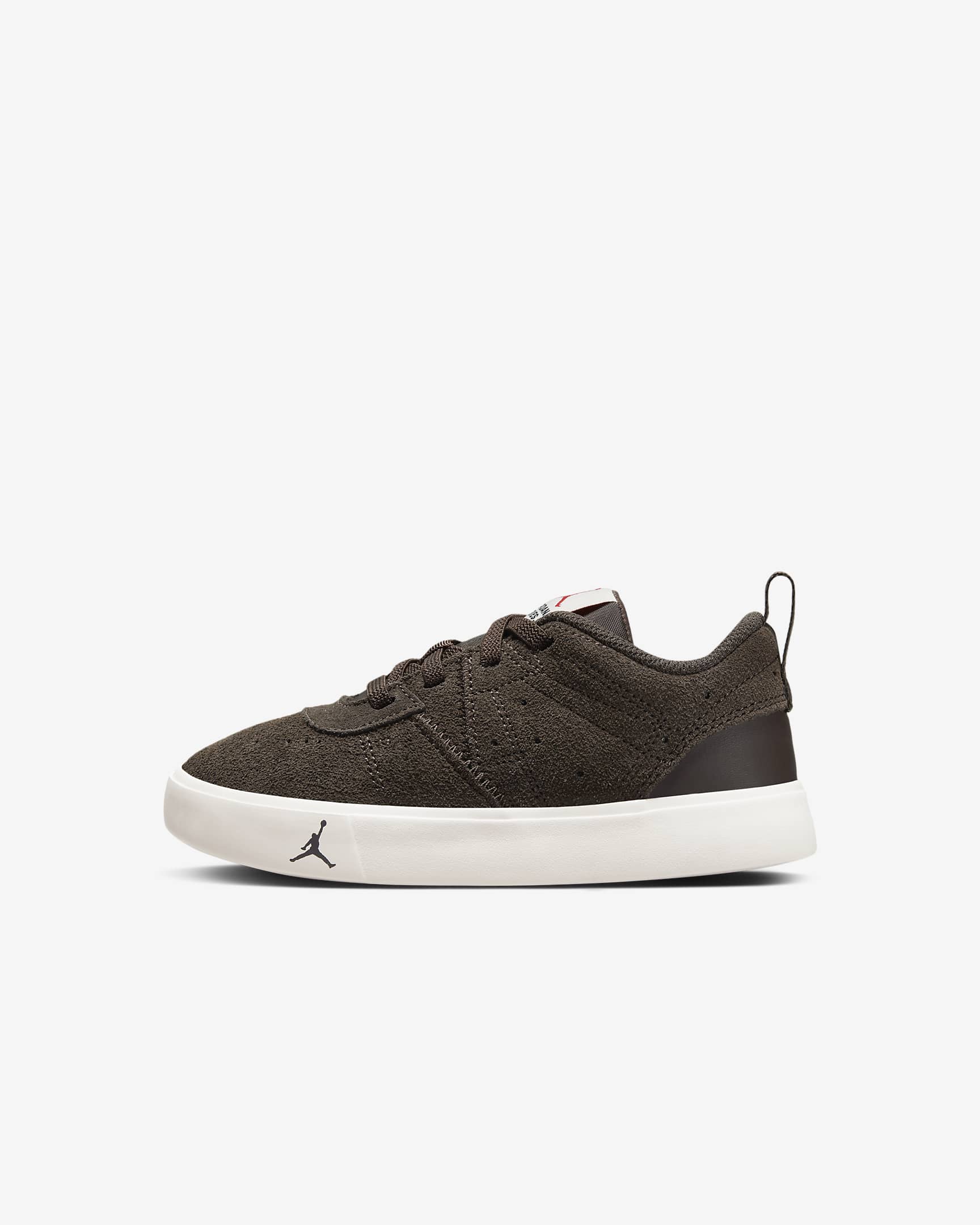 Jordan Series ES ALT Younger Kids' Shoes. Nike AT