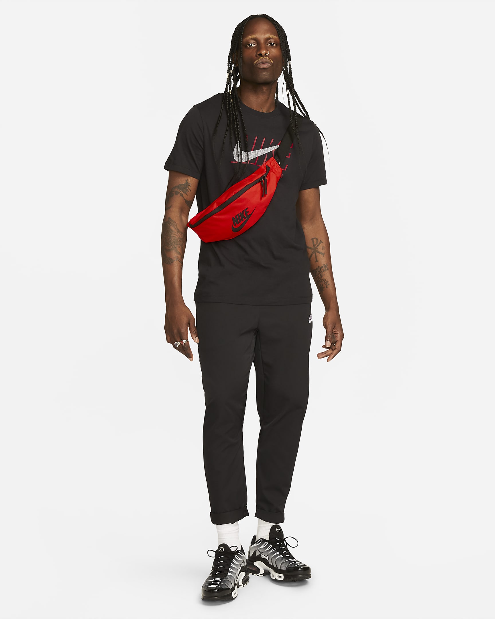 Liverpool Swoosh Men's Nike Football T-Shirt. Nike VN