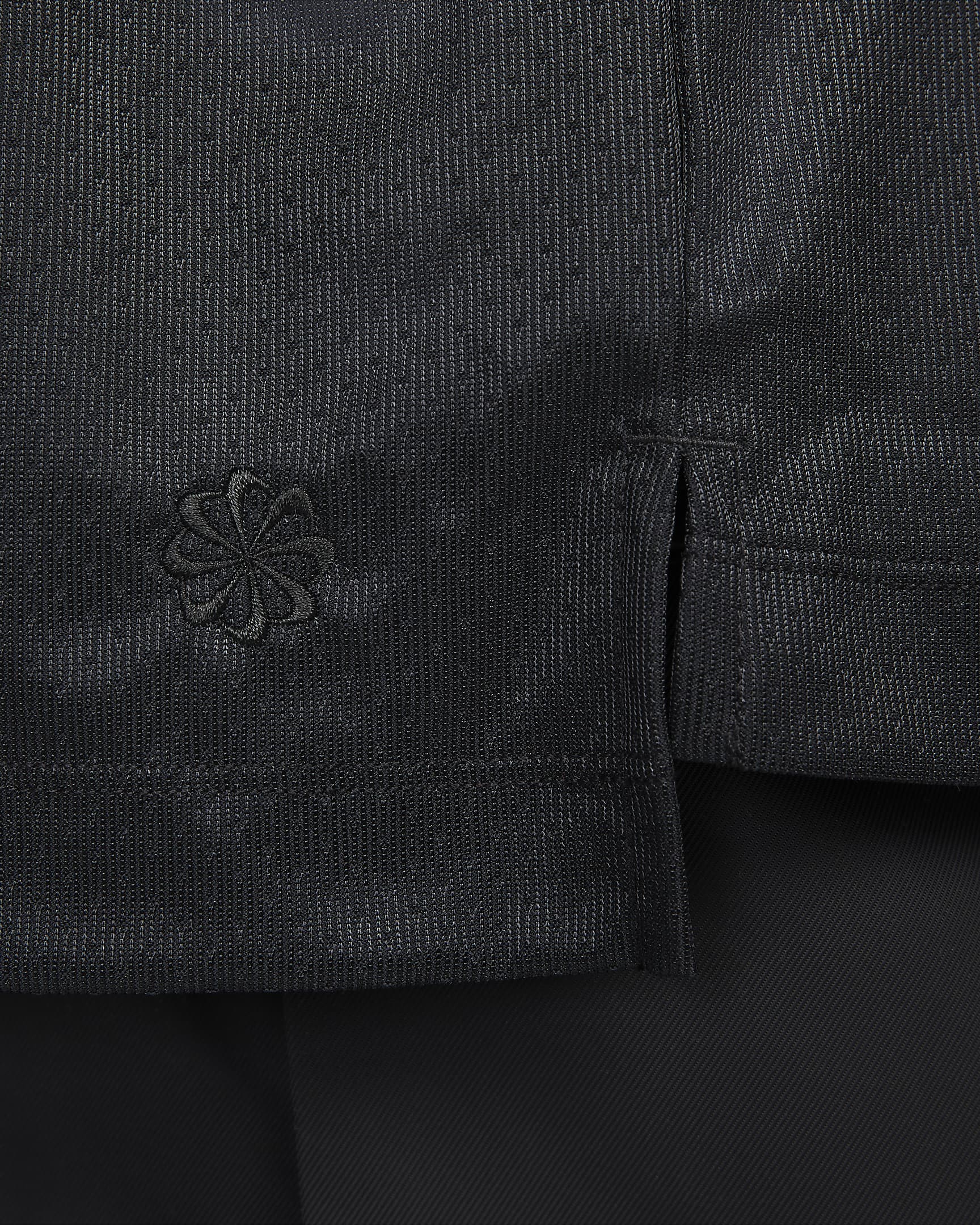 Nike Sportswear Tech Pack Men's Dri-FIT 1/2-Zip Long-Sleeve Top. Nike ZA