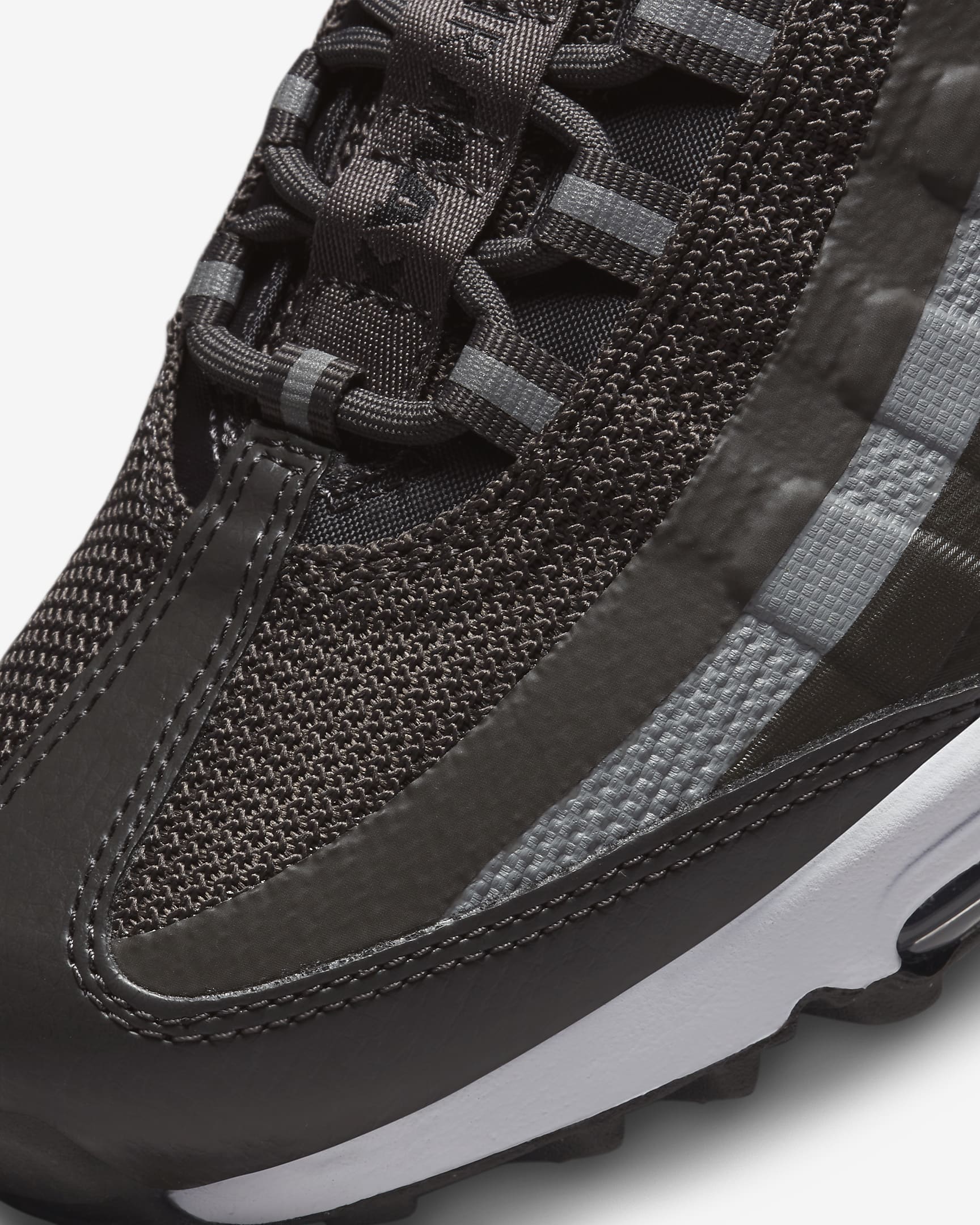 Nike Air Max 95 Men's Shoes. Nike LU