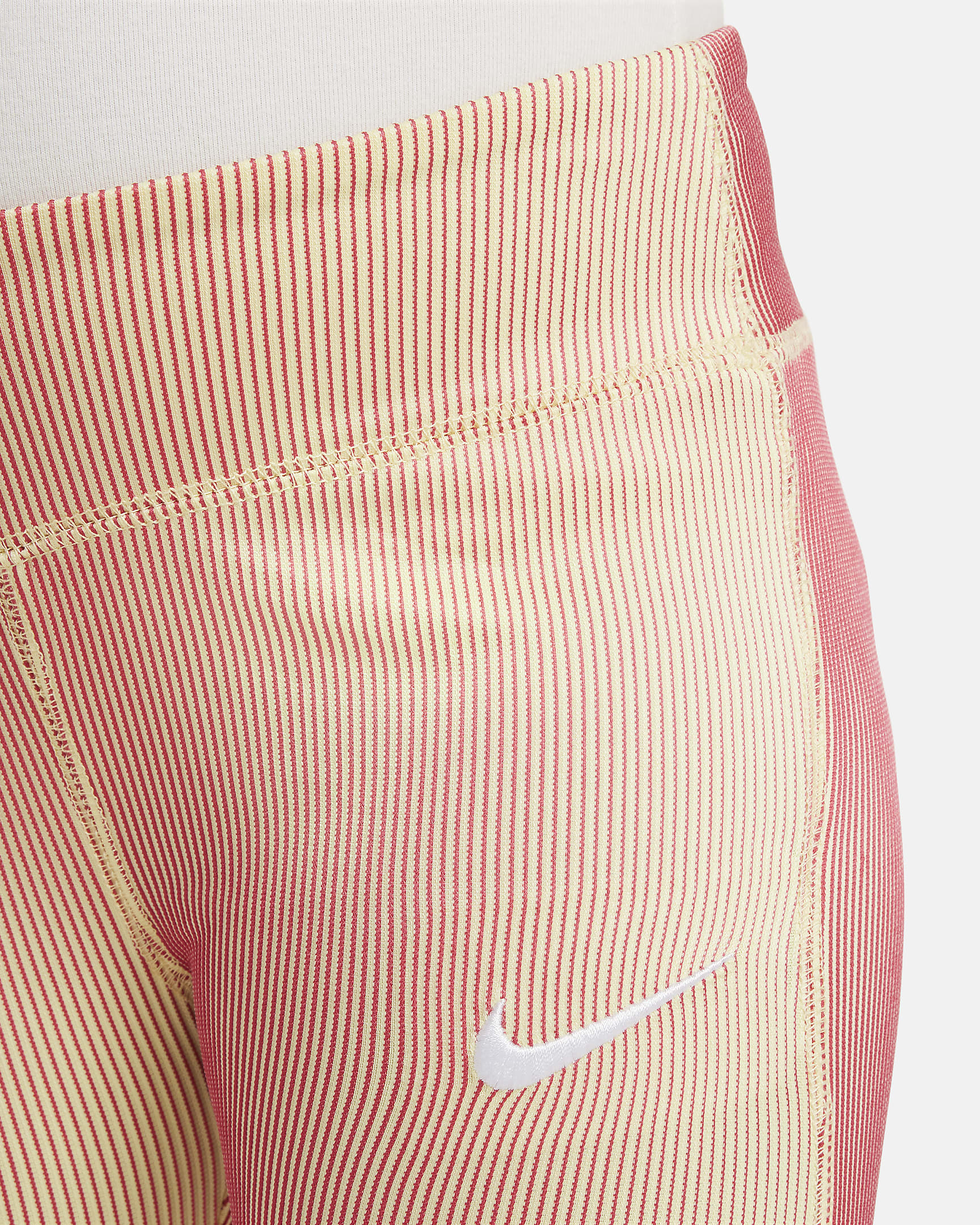 Nike Meta-Morph Color Shift Little Kids' Leggings. Nike.com