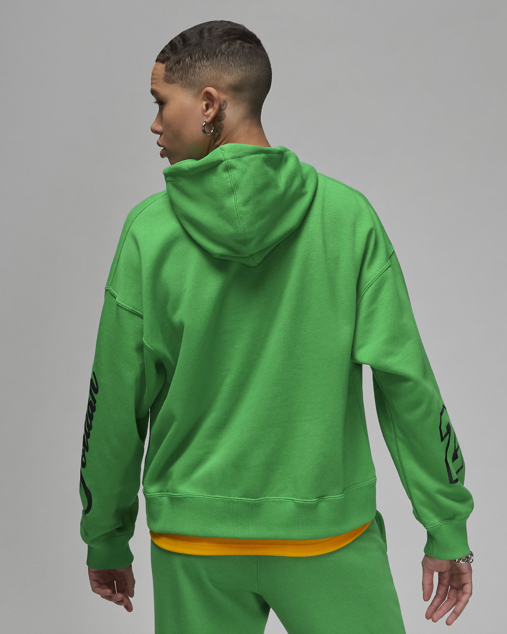 Jordan Brooklyn Women's Graphic Pullover Hoodie. Nike PH