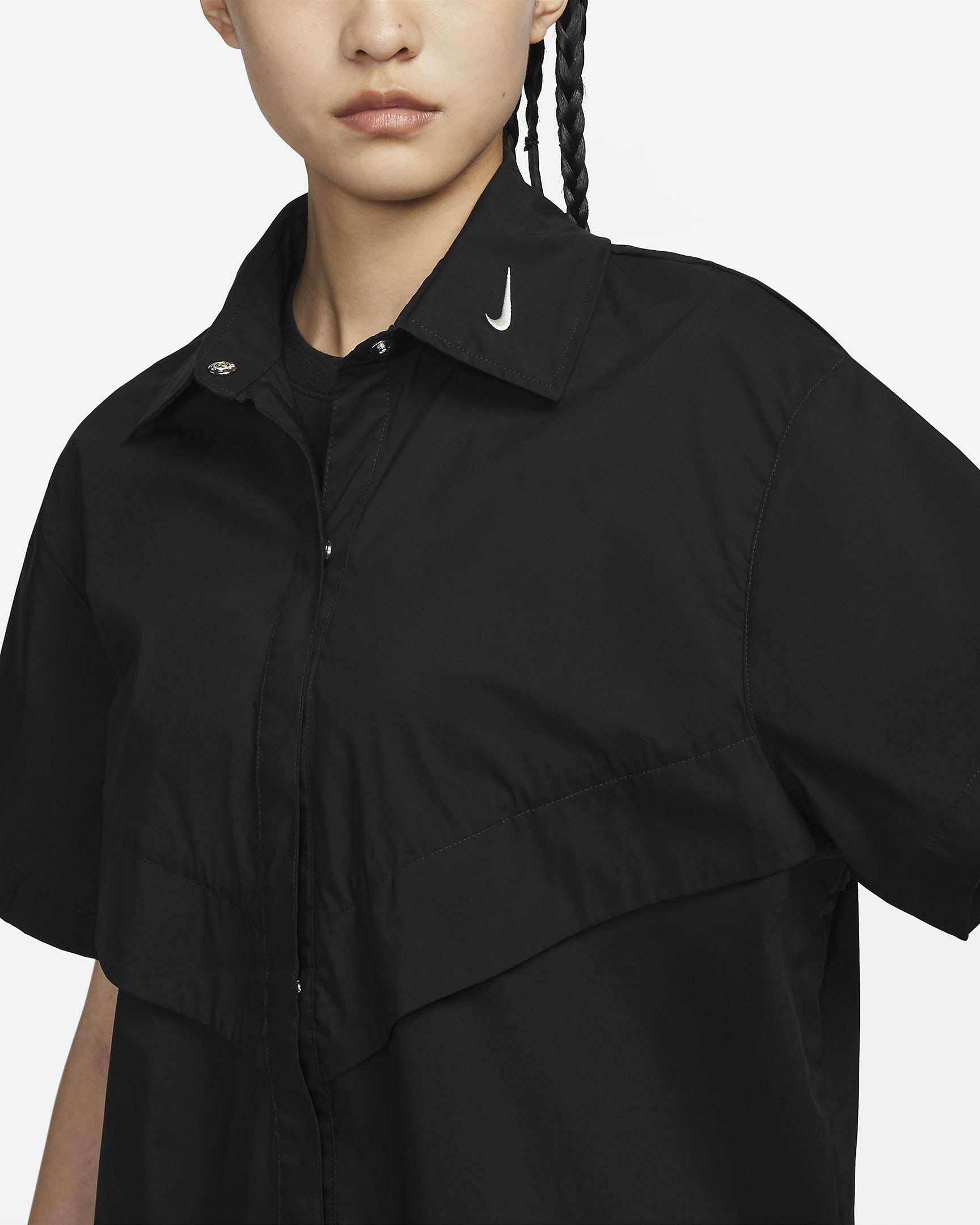 Nike Sportswear Collection Women's Woven Short-Sleeve Top. Nike IN