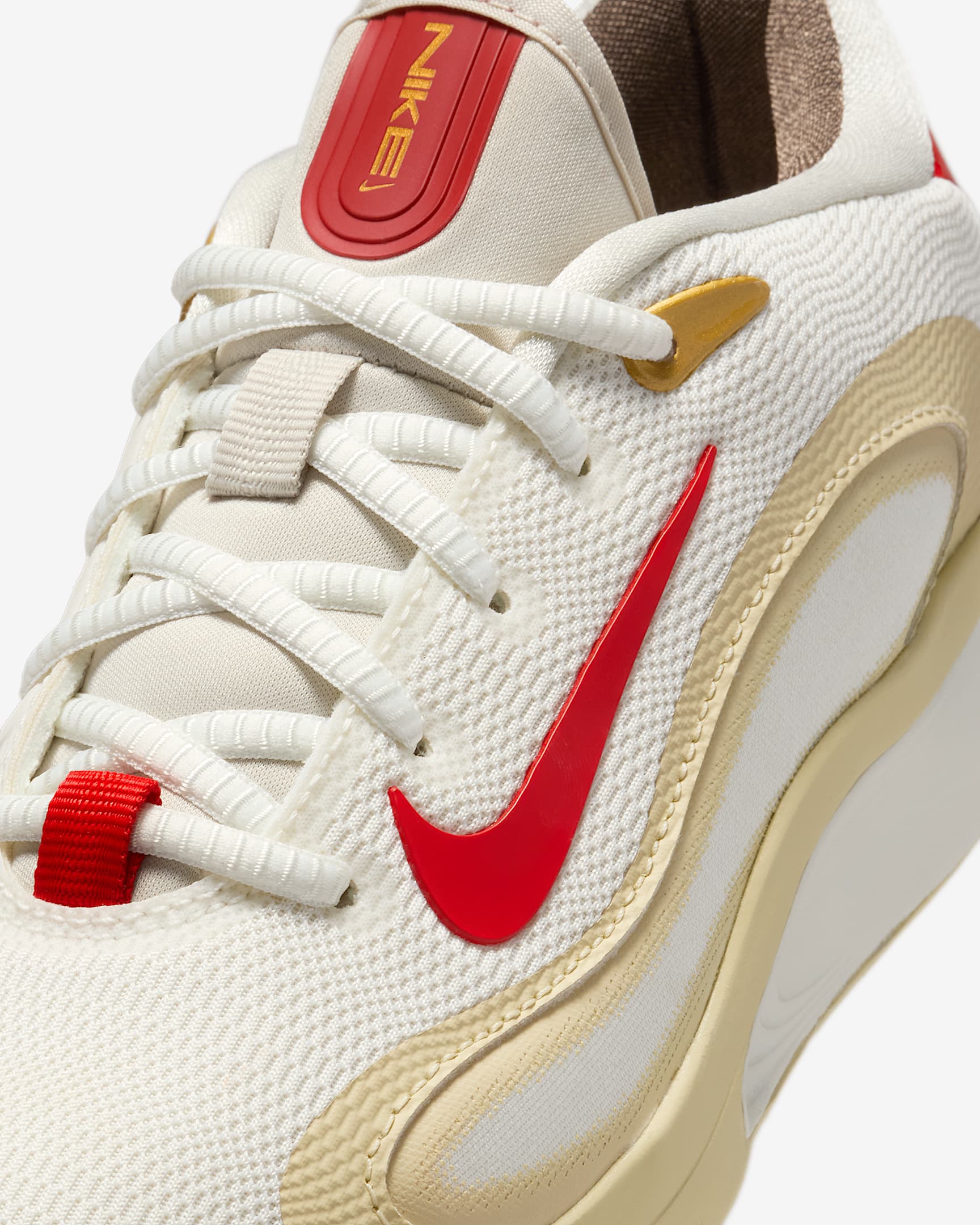 Nike IsoFly Big Kids' Basketball Shoes. Nike.com