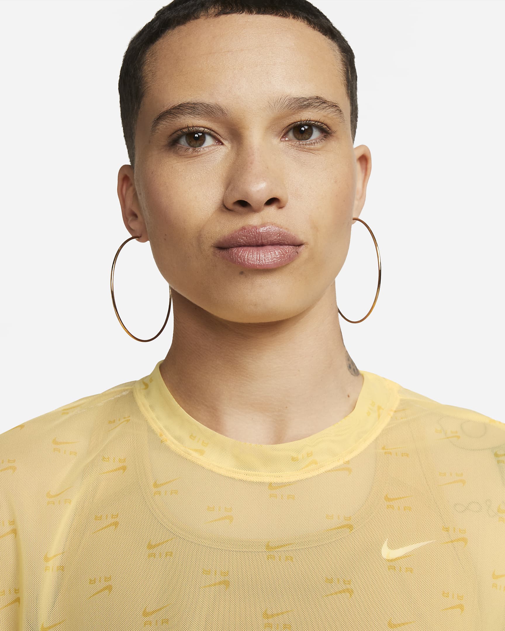 Nike Air Women's Printed Mesh Short-Sleeve Crop Top. Nike SI