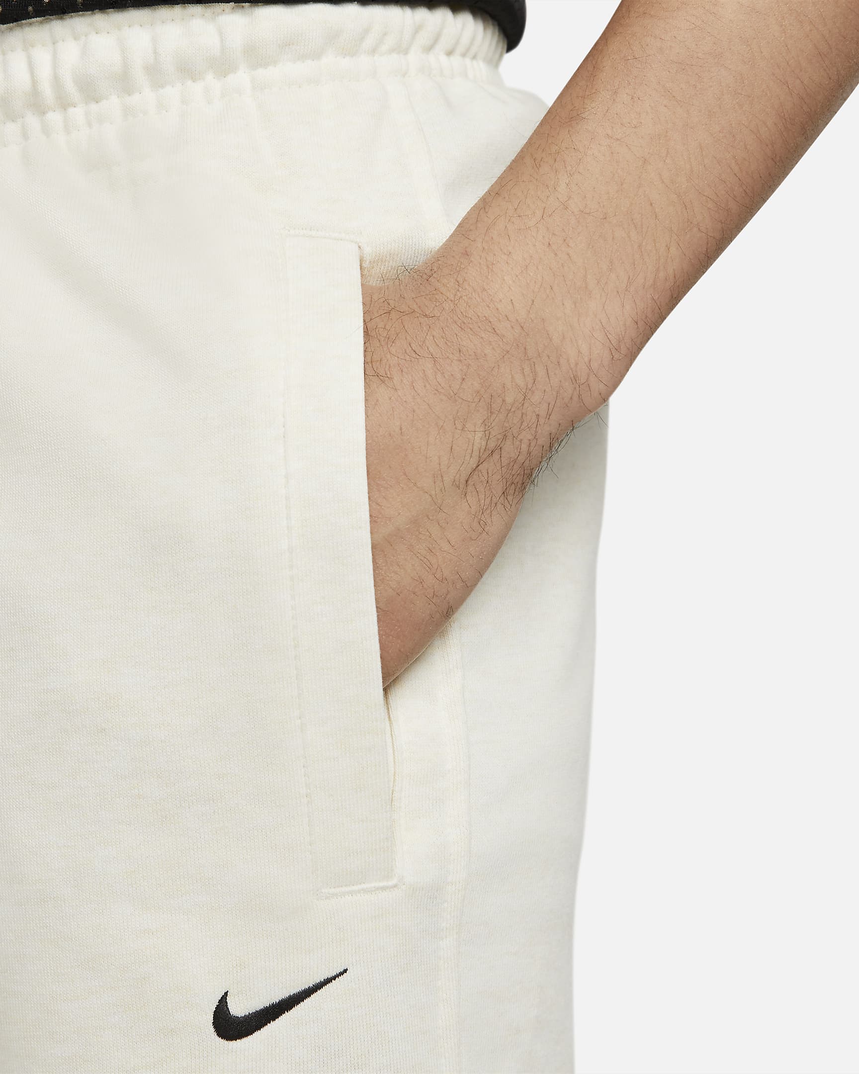 Nike Dri-FIT Standard Issue Men's Basketball Trousers. Nike ID