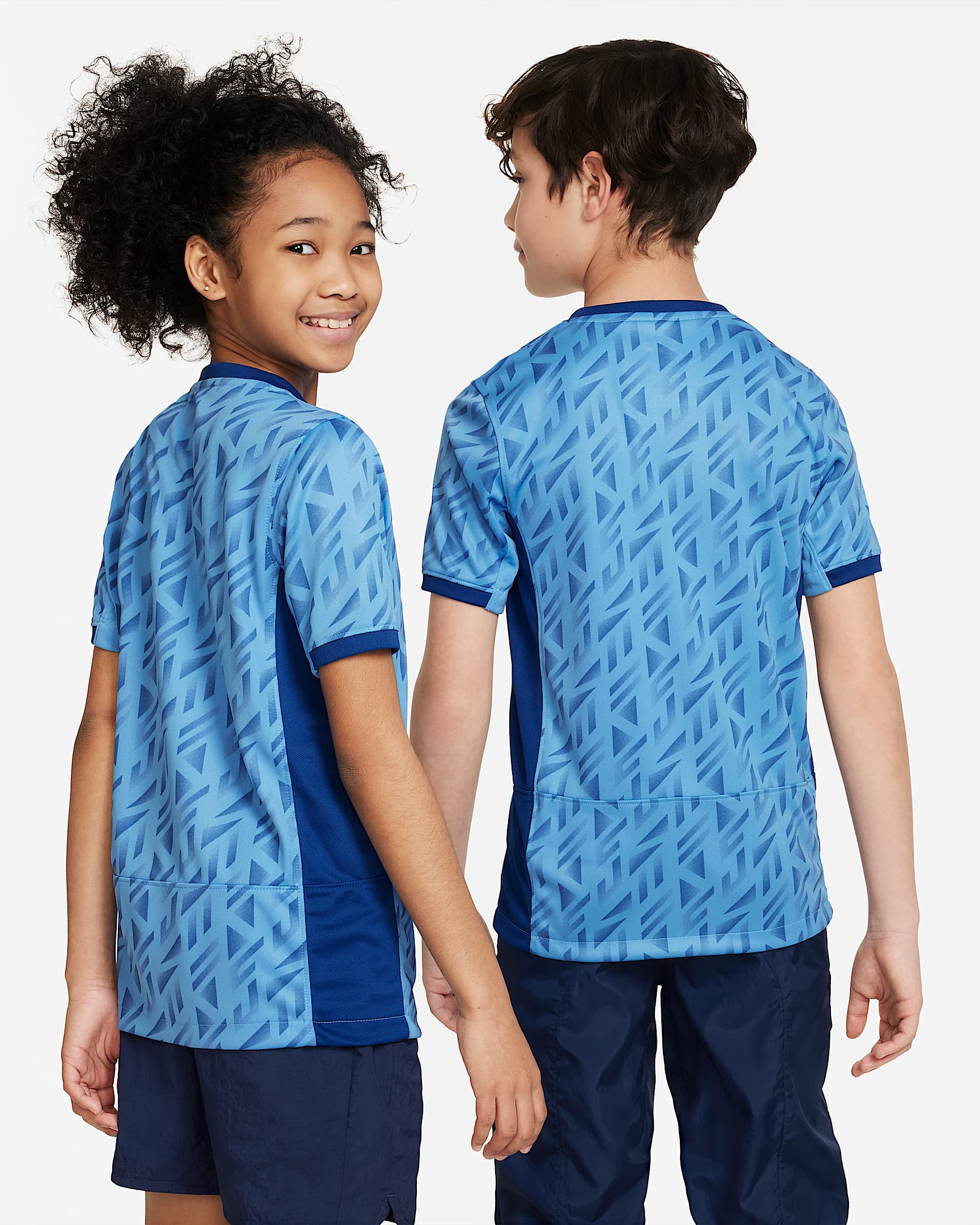 England 2023 Stadium Away Older Kids' Nike Dri-FIT Football Shirt. Nike SI