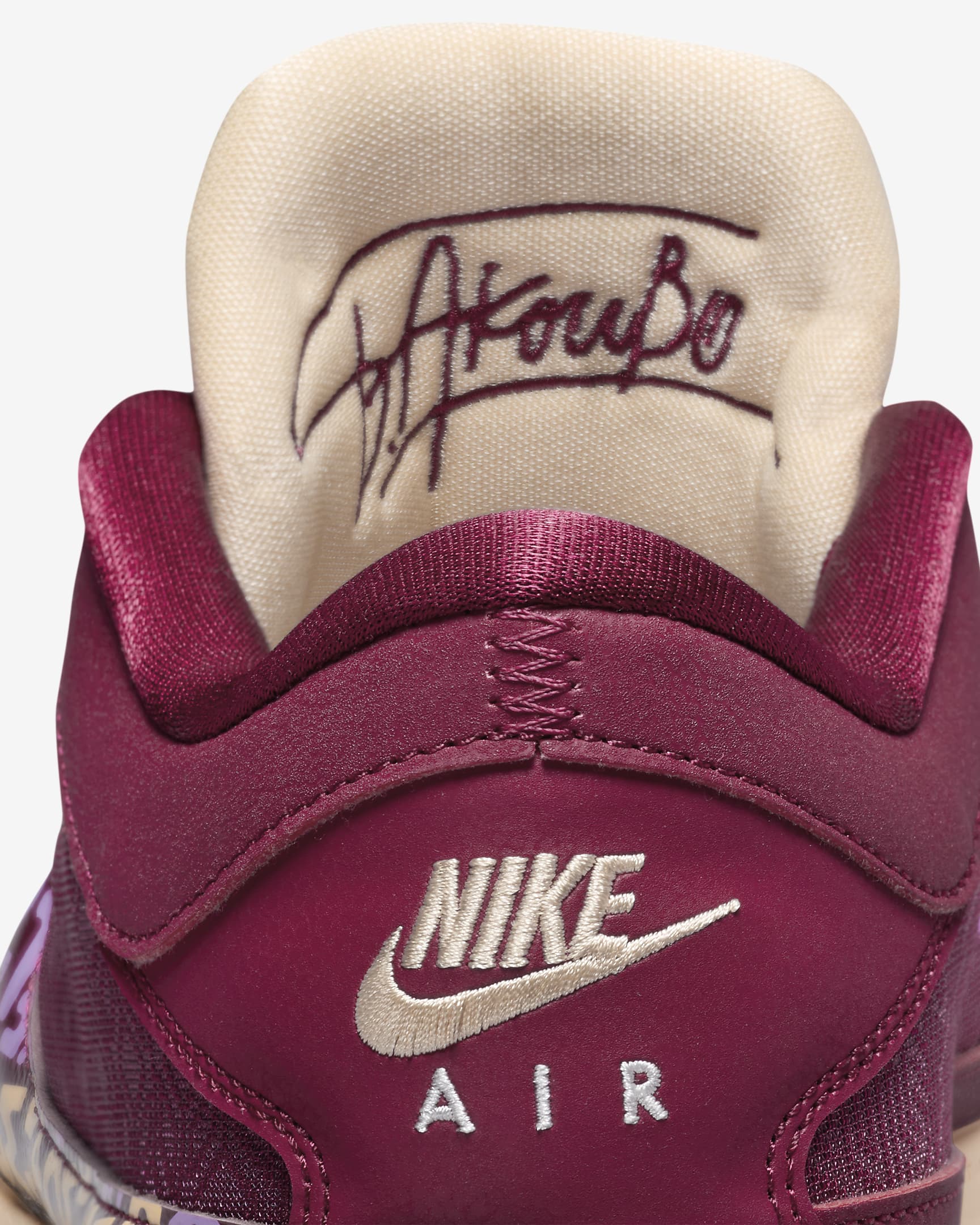Freak 5 EP 籃球鞋。Nike TW