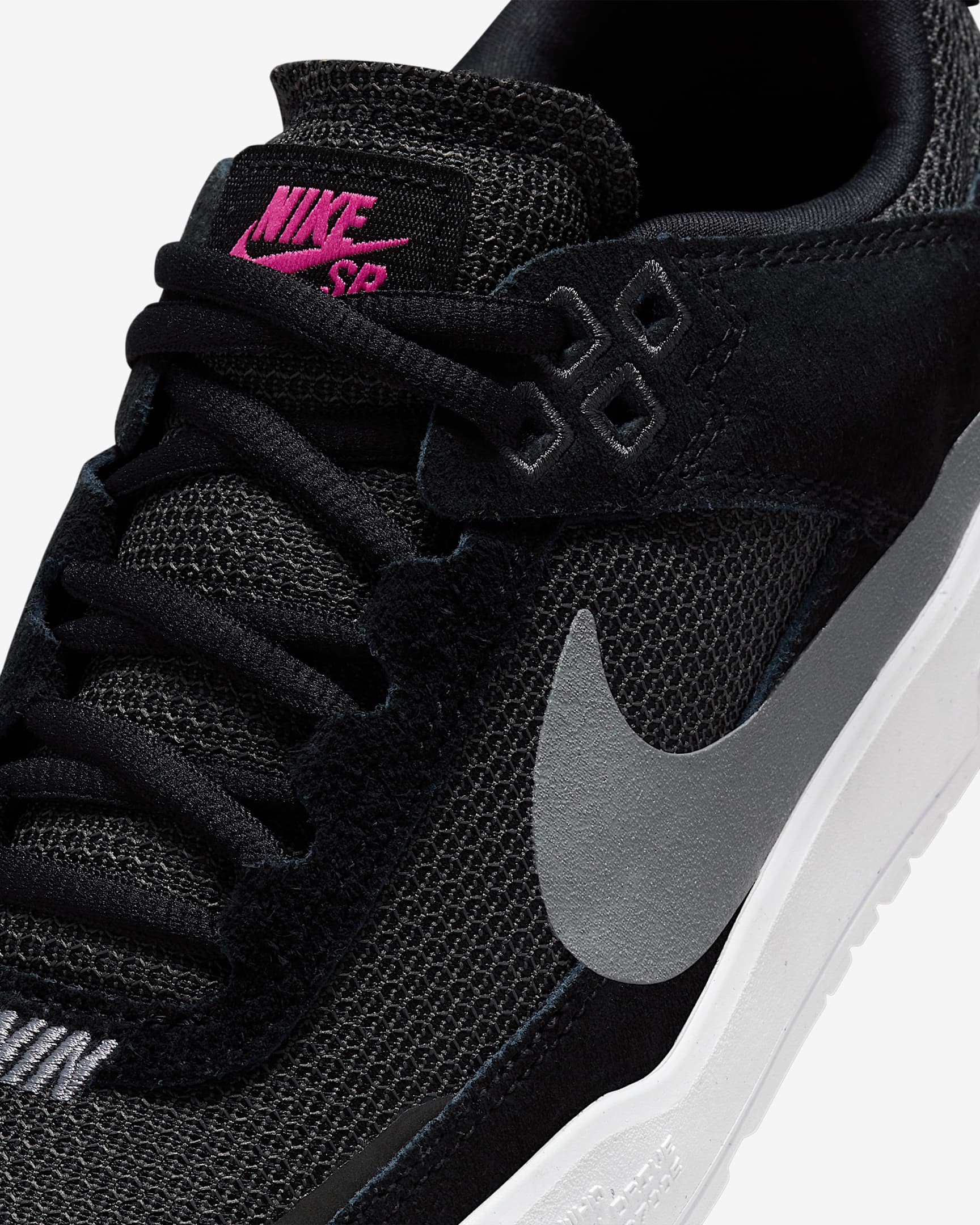Nike SB Day One Older Kids' Skate Shoes. Nike ID