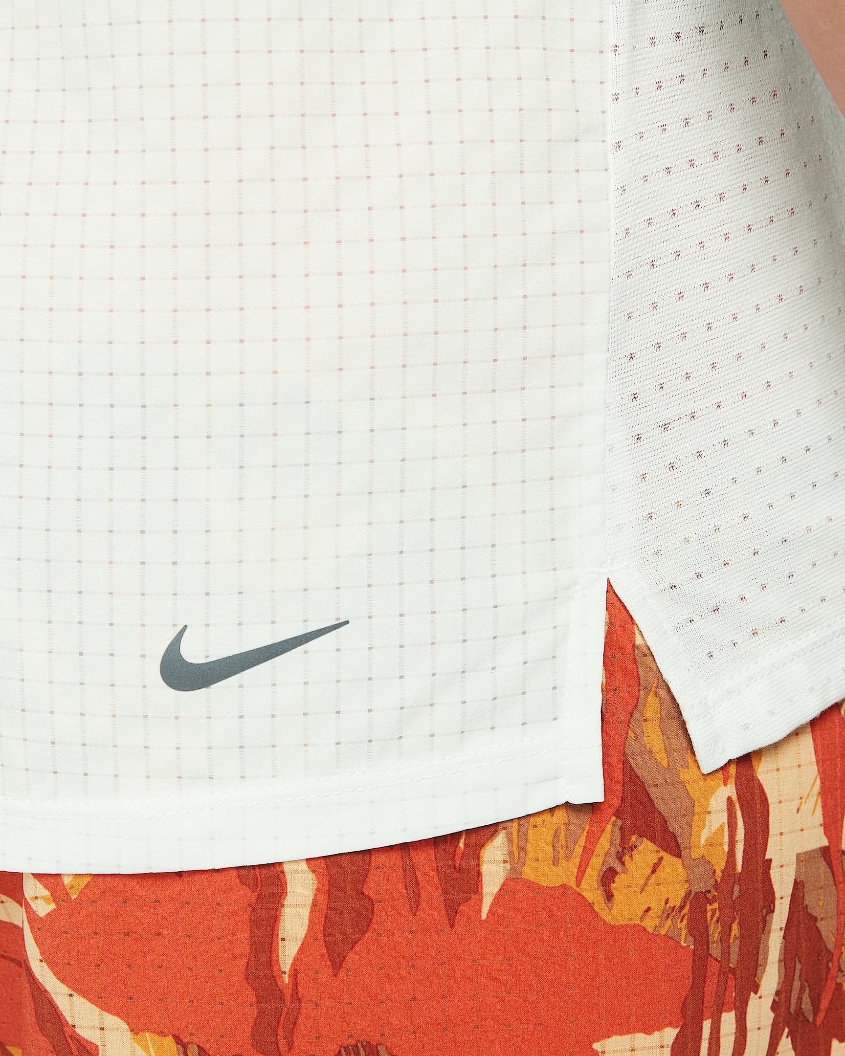 Nike Dri-FIT Trail Solar Chase Men's Short-Sleeve Trail Running Top ...