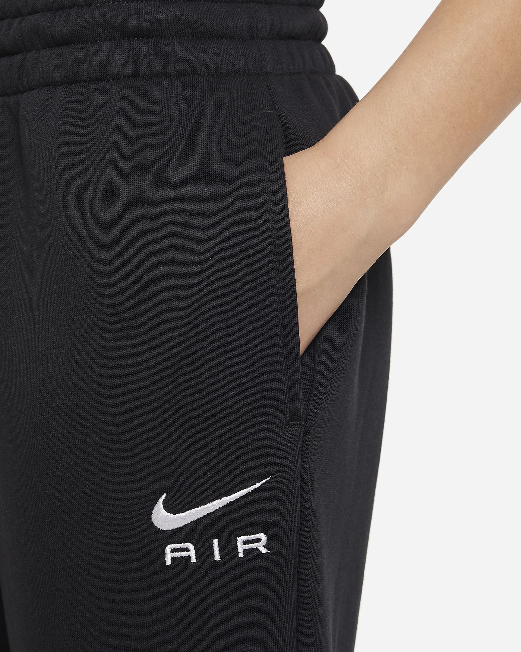 Nike Air Club Fleece Older Kids' (Girls') Trousers. Nike IL
