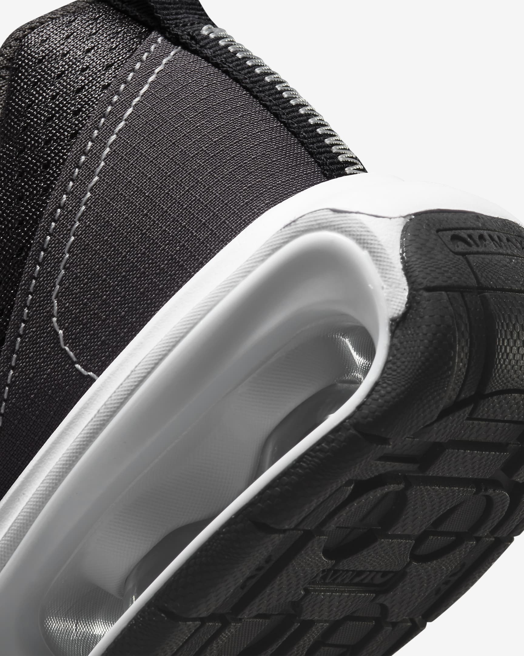 Nike Air Max INTRLK Lite Younger Kids' Shoes. Nike HU