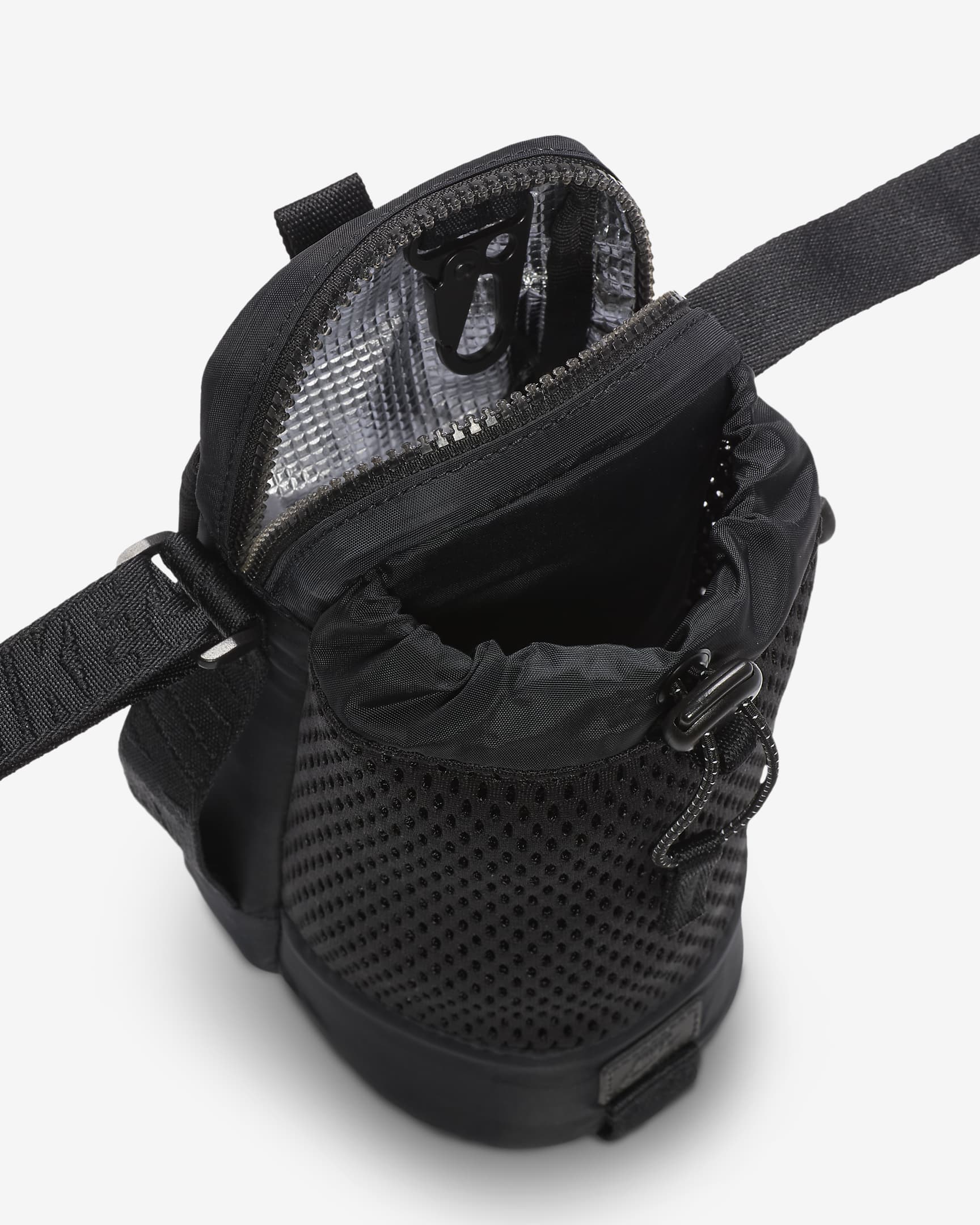 Nike Tech Bottle Carrier. Nike.com
