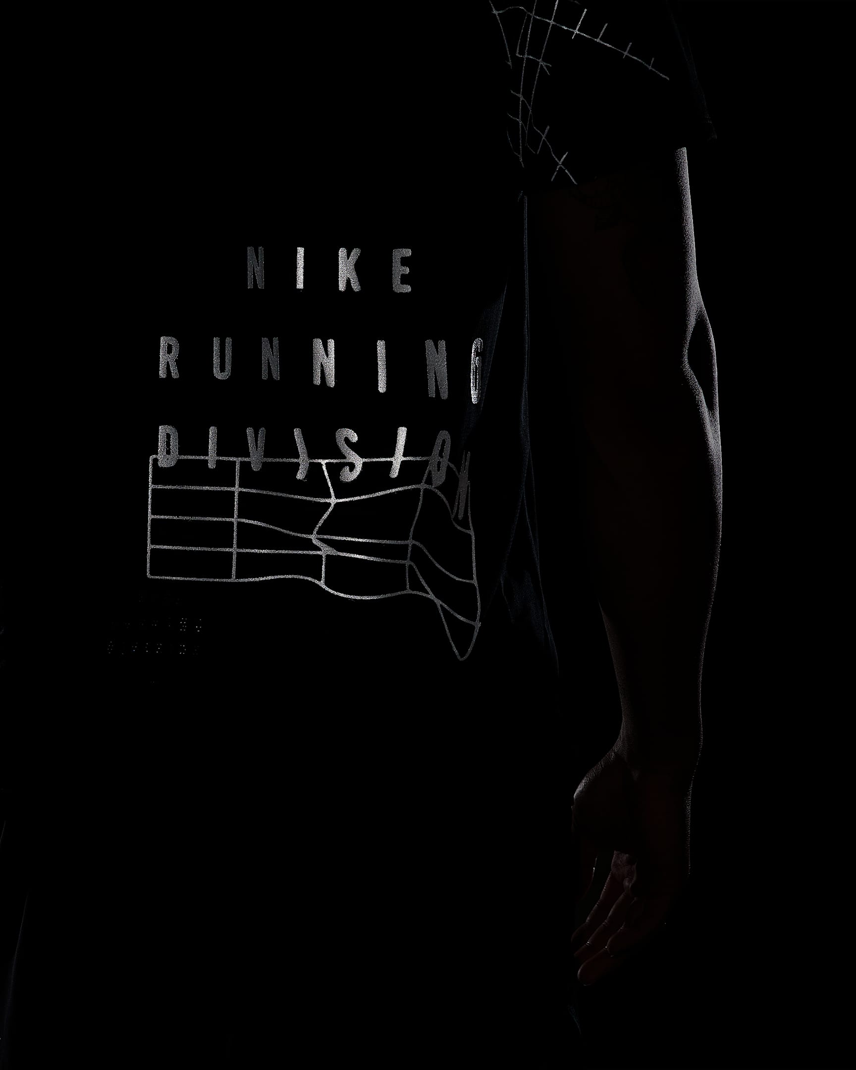 Nike Dri-FIT Run Division Rise 365 Men's Flash Short-Sleeve Running Top ...