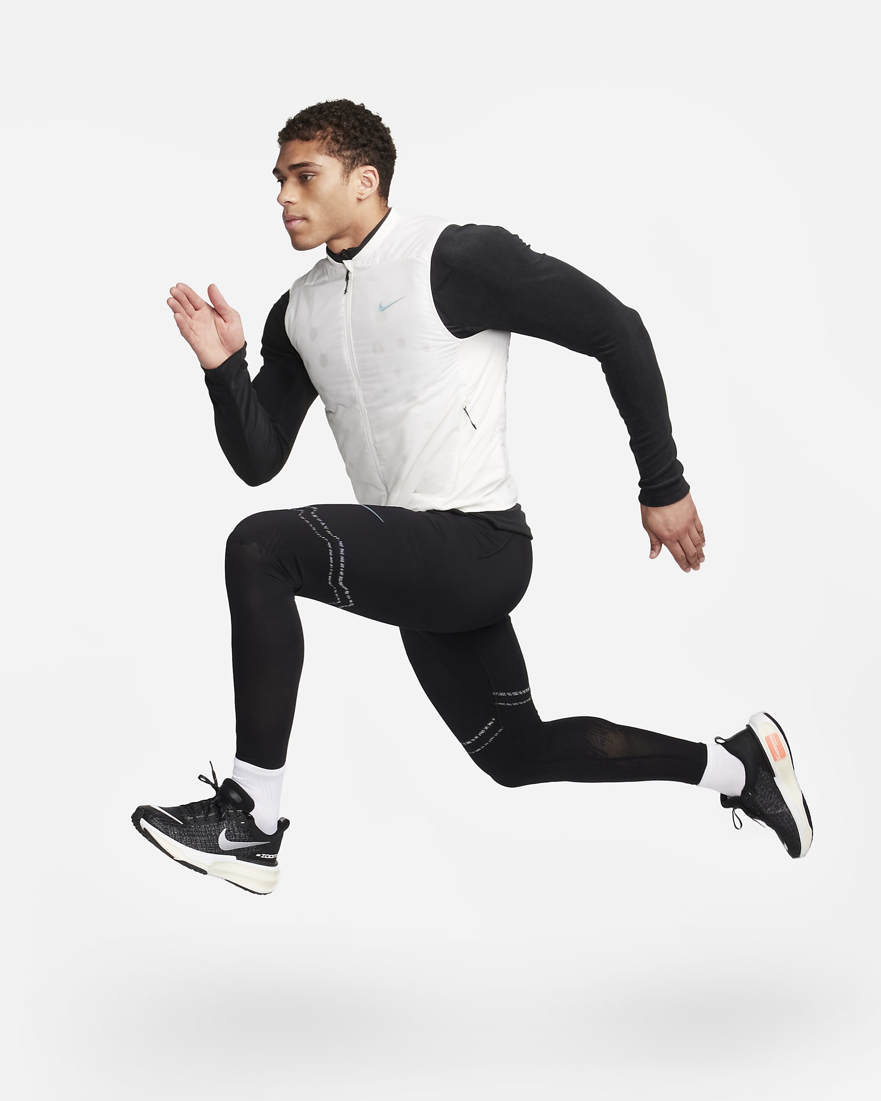 Nike Running Division AeroLayer Men's Therma-FIT ADV Running Gilet. Nike NZ