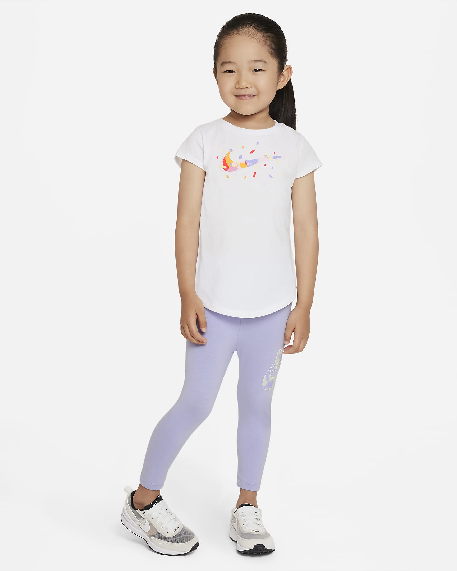 Nike Sprinkle Swoosh T-Shirt für Kleinkinder. Nike DE