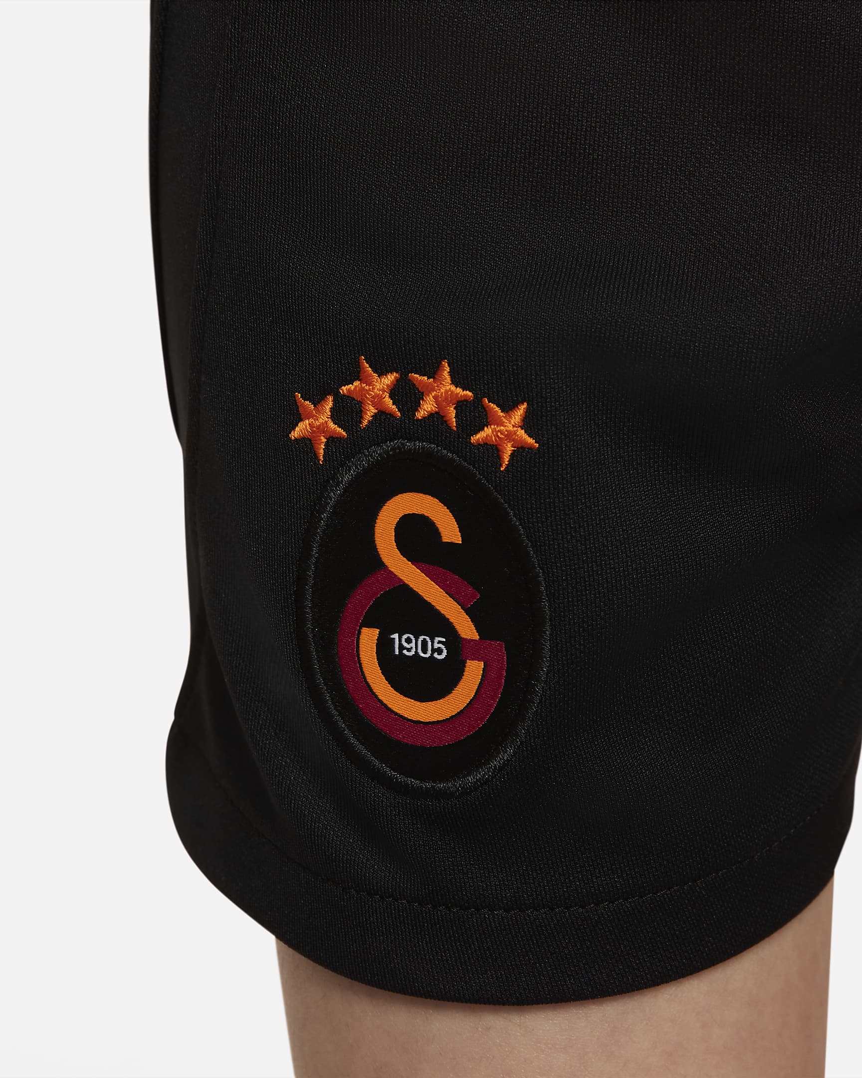 Galatasaray 2022/23 Home Younger Kids' Nike Football Kit. Nike RO