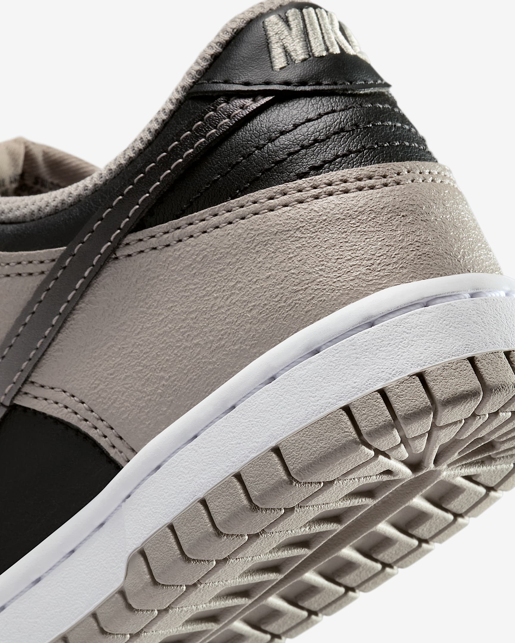 Nike Dunk Low Older Kids' Shoes. Nike UK