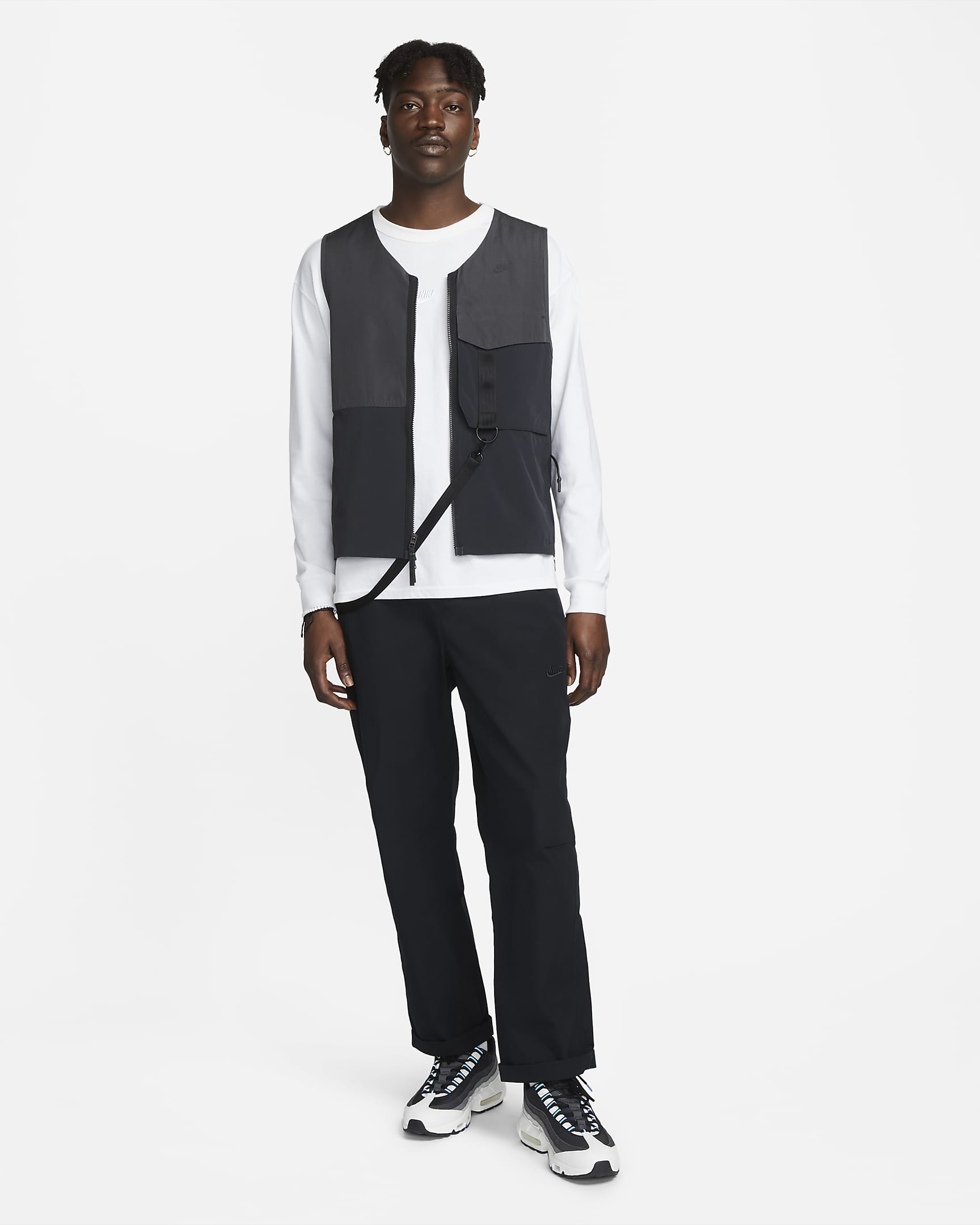 Nike Sportswear Tech Pack Men's UPF Woven Trousers. Nike AT