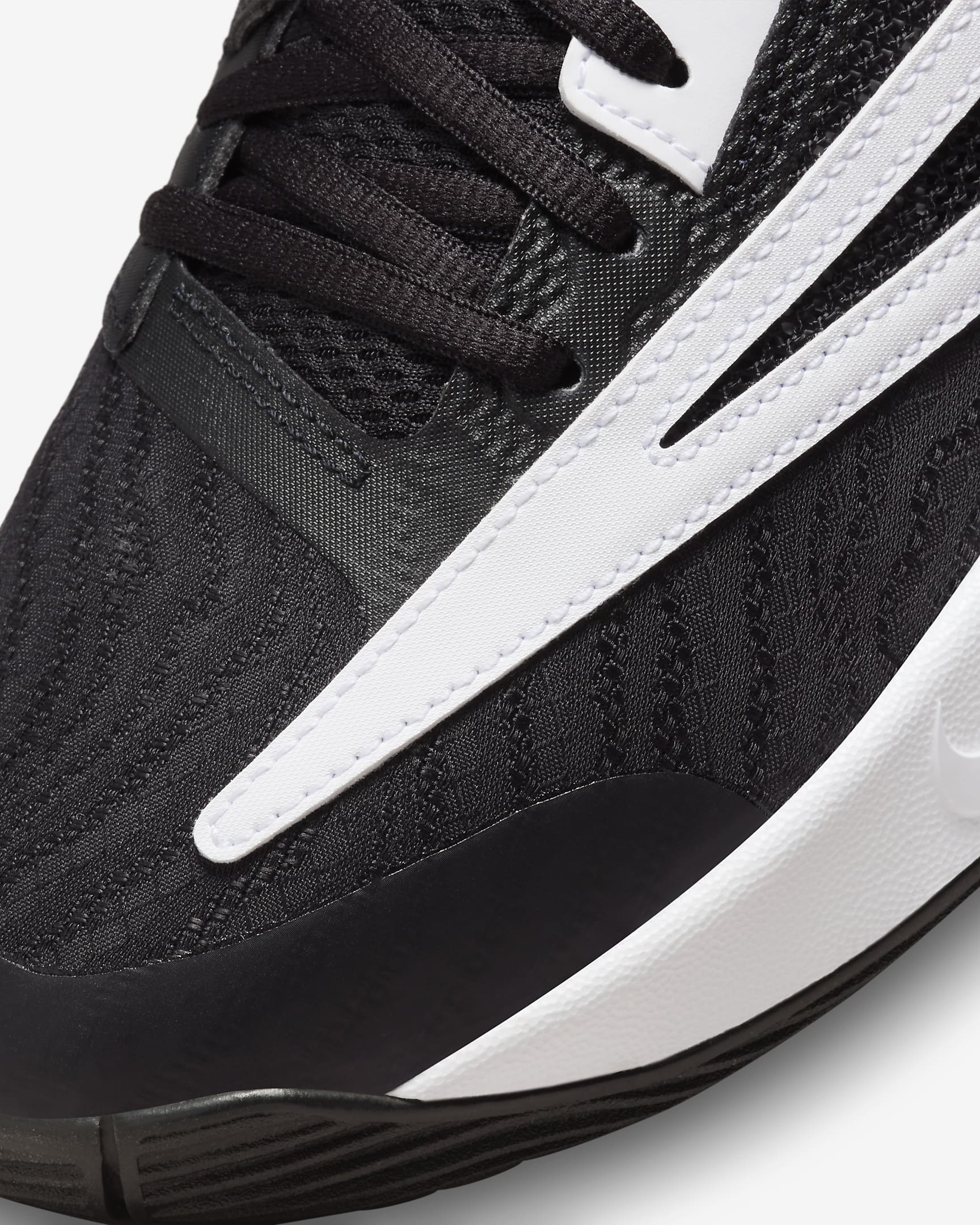 Giannis Immortality 3 'Made in Sepolia' Basketball Shoes. Nike HR