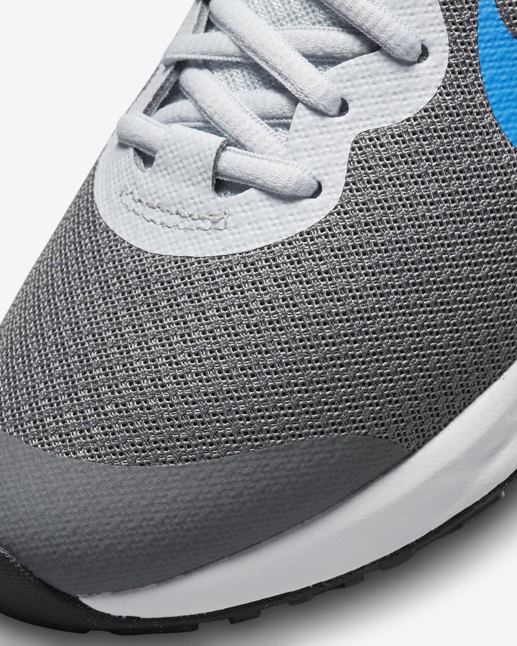 Nike Revolution 6 Older Kids' Road Running Shoes. Nike BE