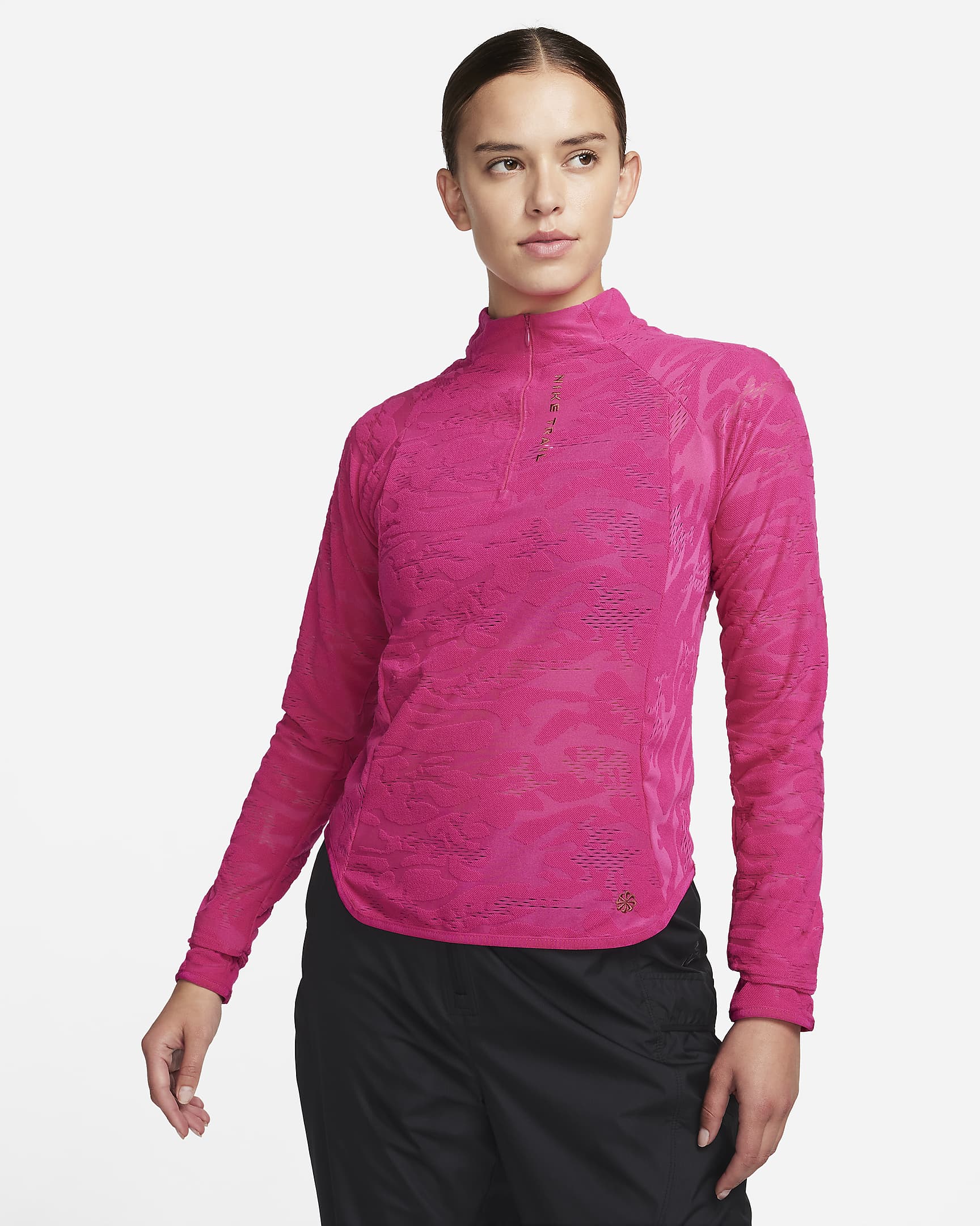 Top midlayer da trail con zip a 1/4 Dri-FIT Nike Trail – Donna. Nike IT