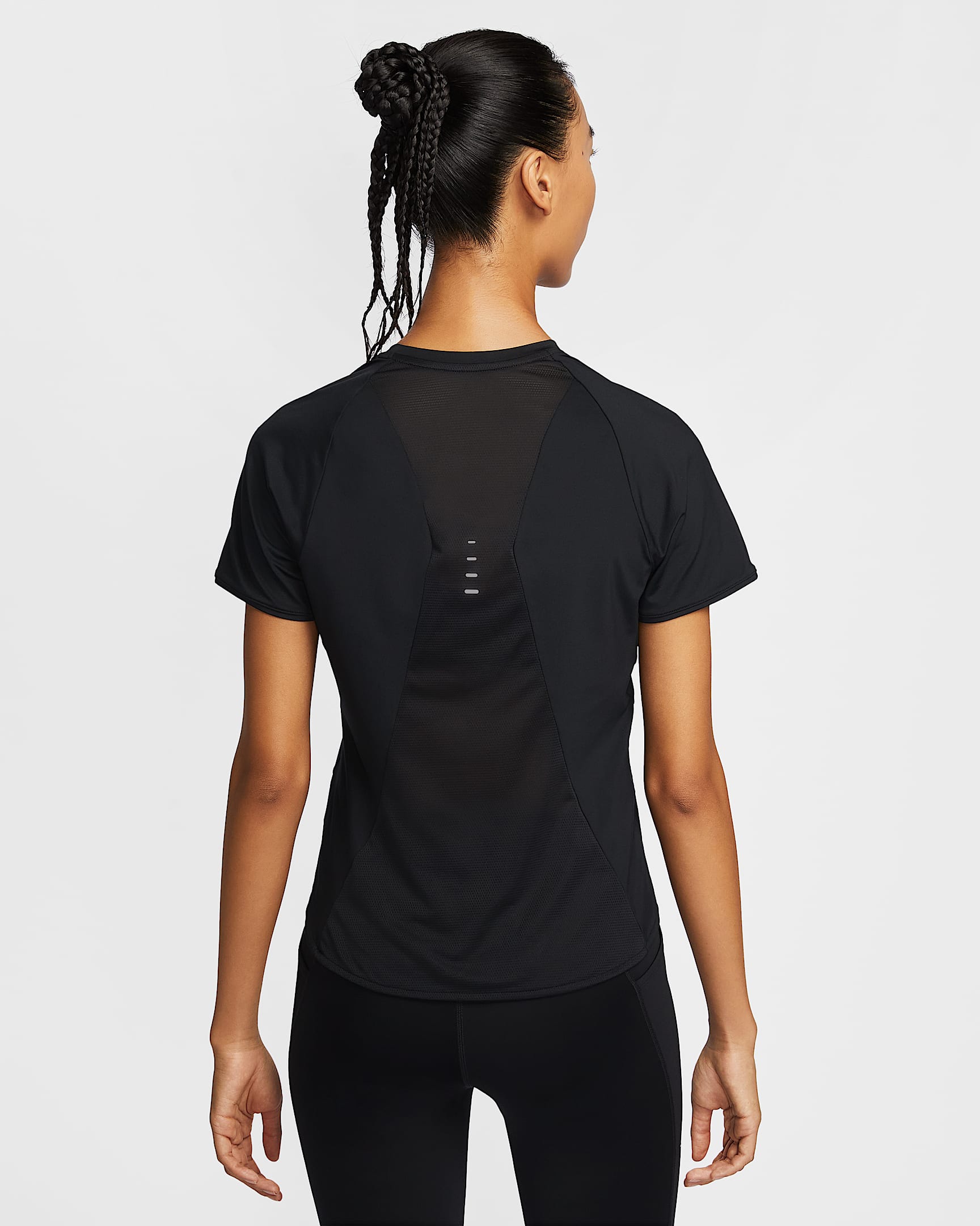 Nike Swift Women's Dri-FIT Short-Sleeve Running Top. Nike SG