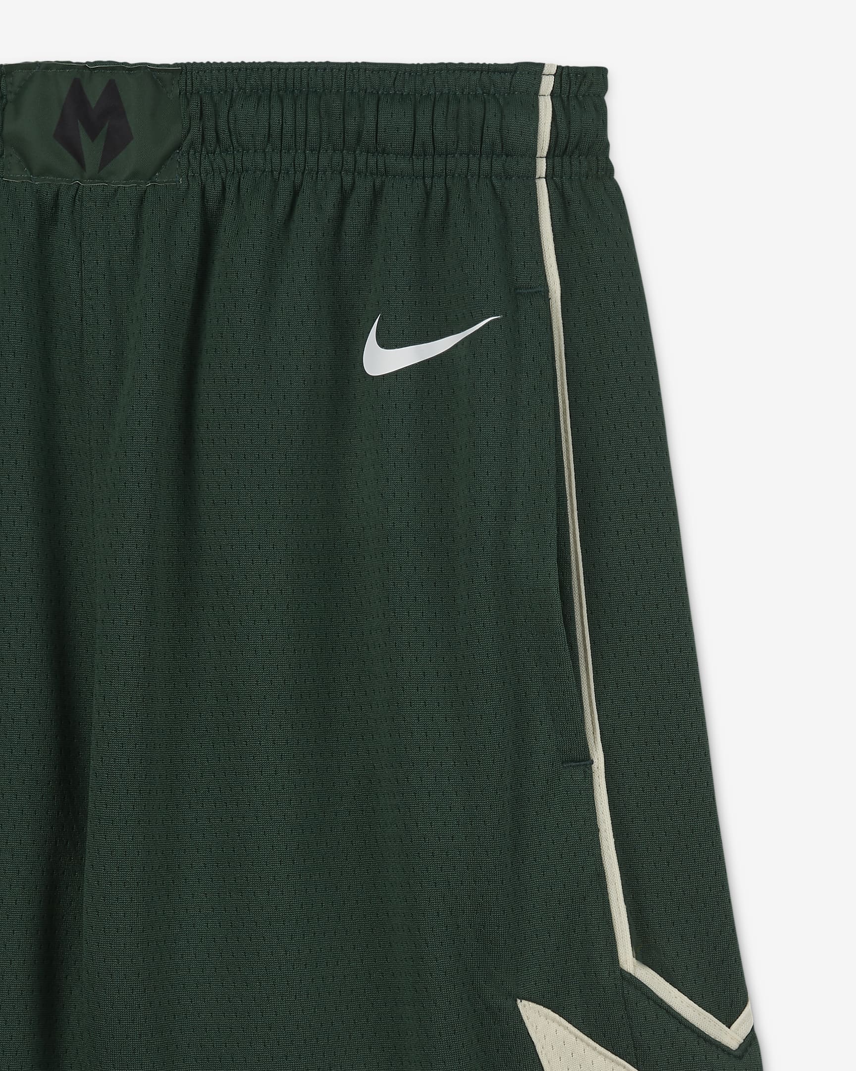 Milwaukee Bucks Icon Edition Older Kids' Nike NBA Swingman Shorts. Nike PT