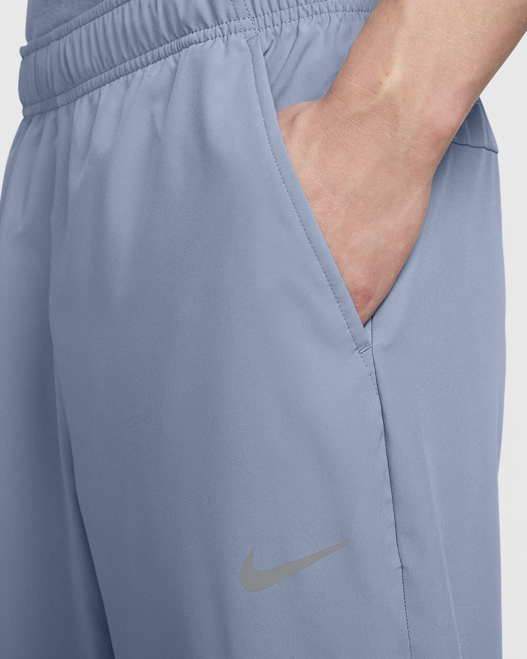 Nike Form Men's Dri-FIT Tapered Versatile Pants. Nike.com