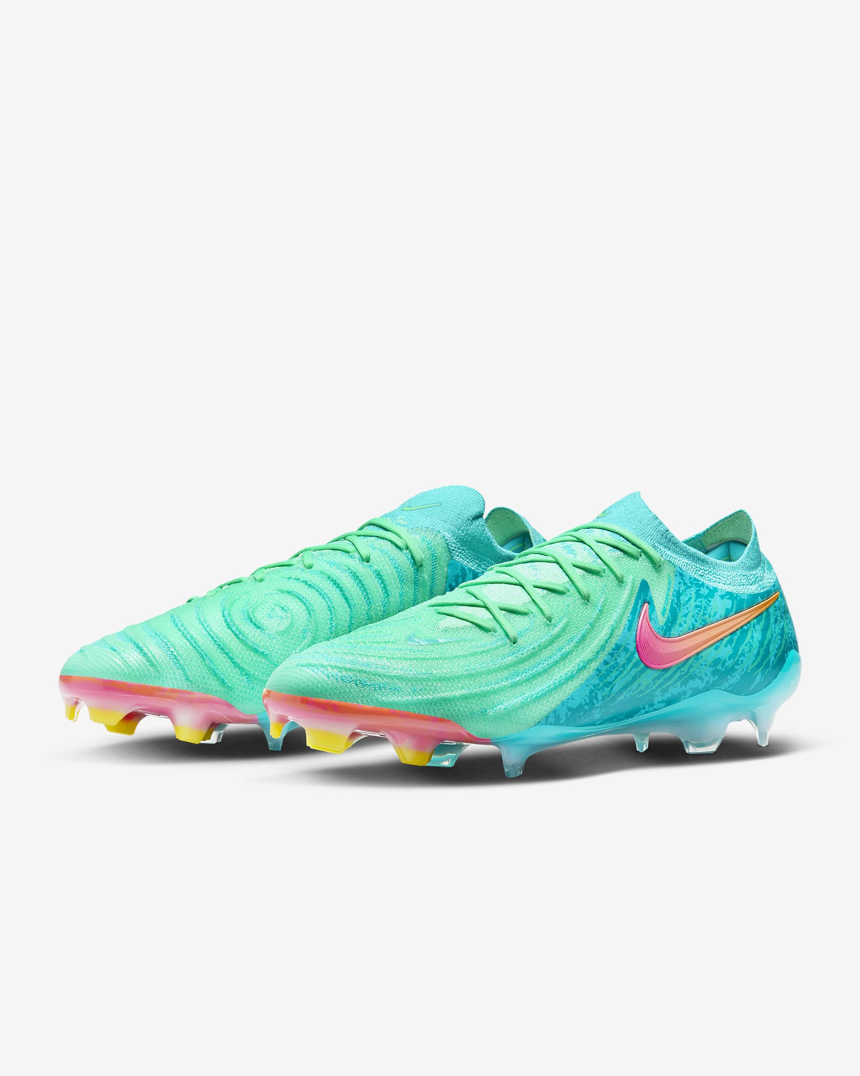 Nike Phantom GX 2 Elite LV8 FG Low-Top Football Boot. Nike ID