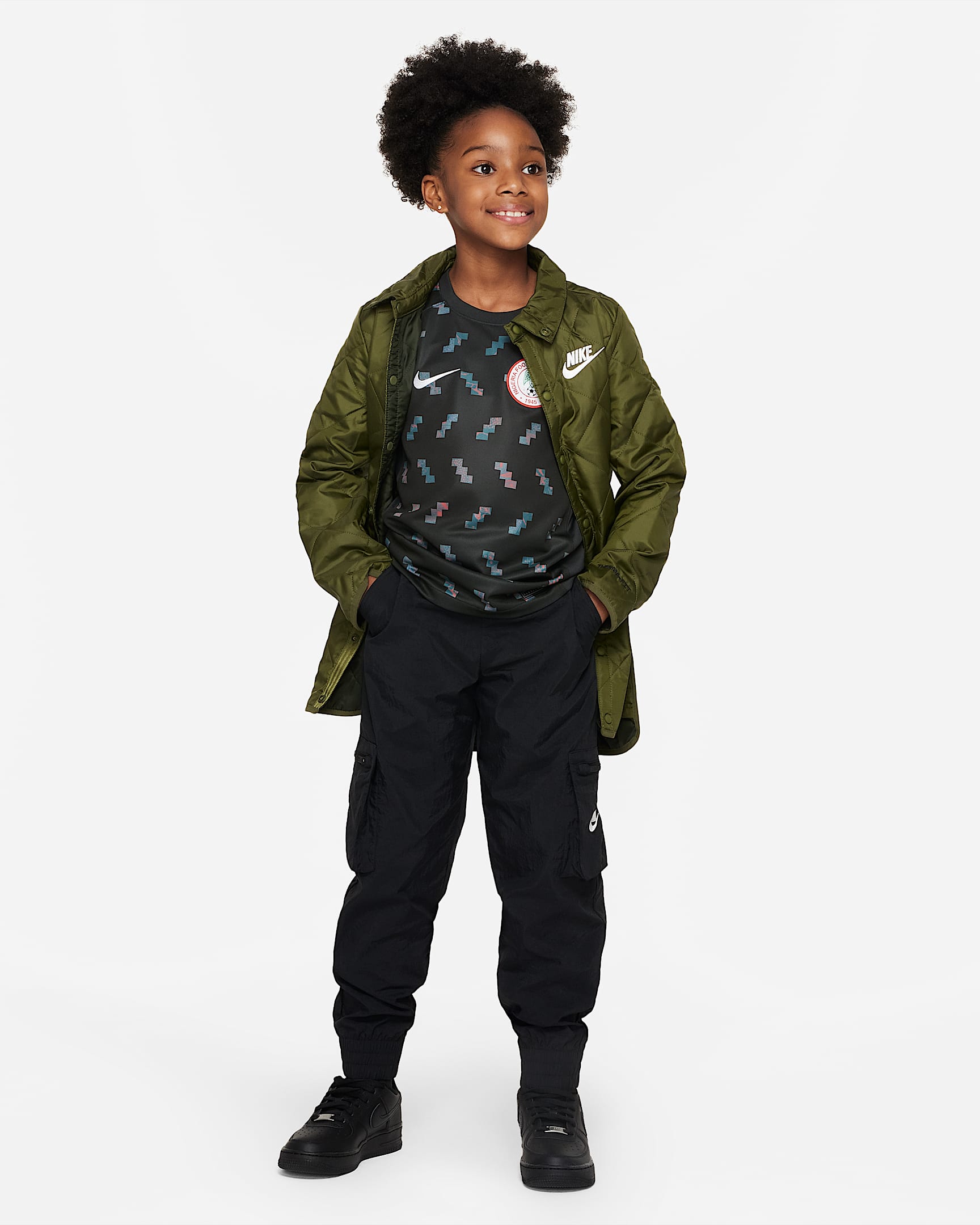 Nigeria 2023 Stadium Away Older Kids' Nike Dri-FIT Football Shirt. Nike BE