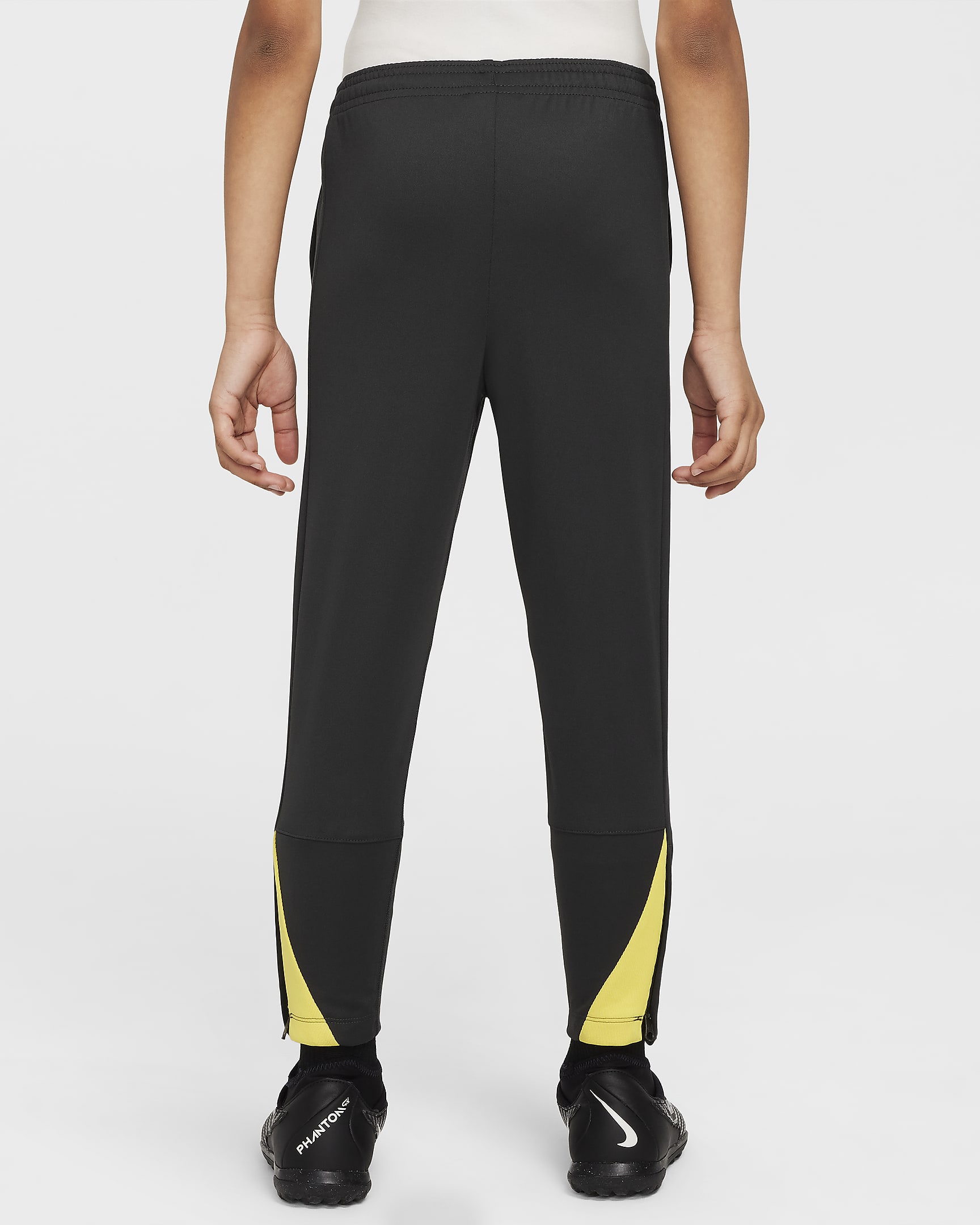 Liverpool F.C. Academy Pro Third Younger Kids' Nike Dri-FIT Football ...