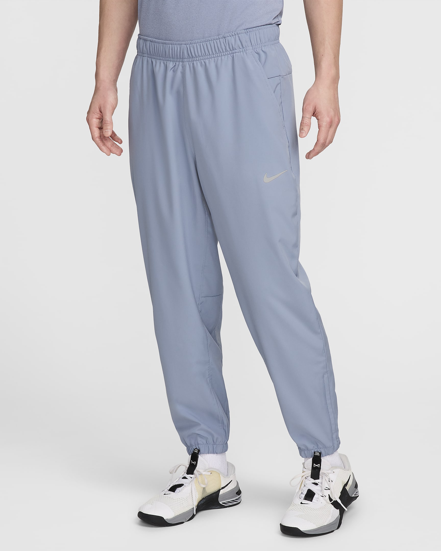 Nike Form Men's Dri-FIT Tapered Versatile Pants. Nike.com