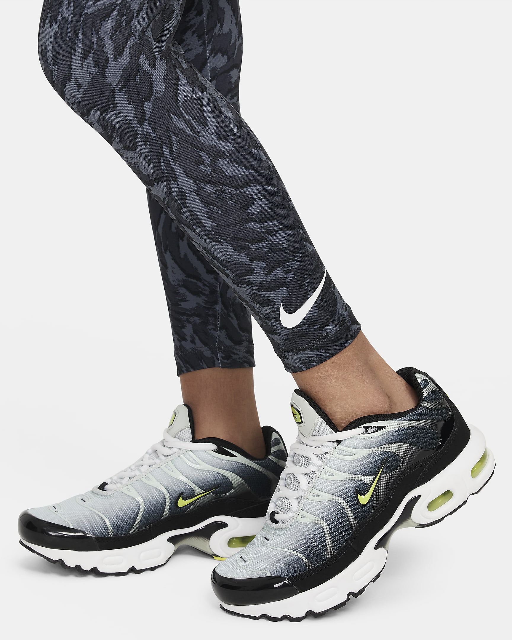 Nike Dri-FIT Little Kids' 2-Piece Leggings Set. Nike.com