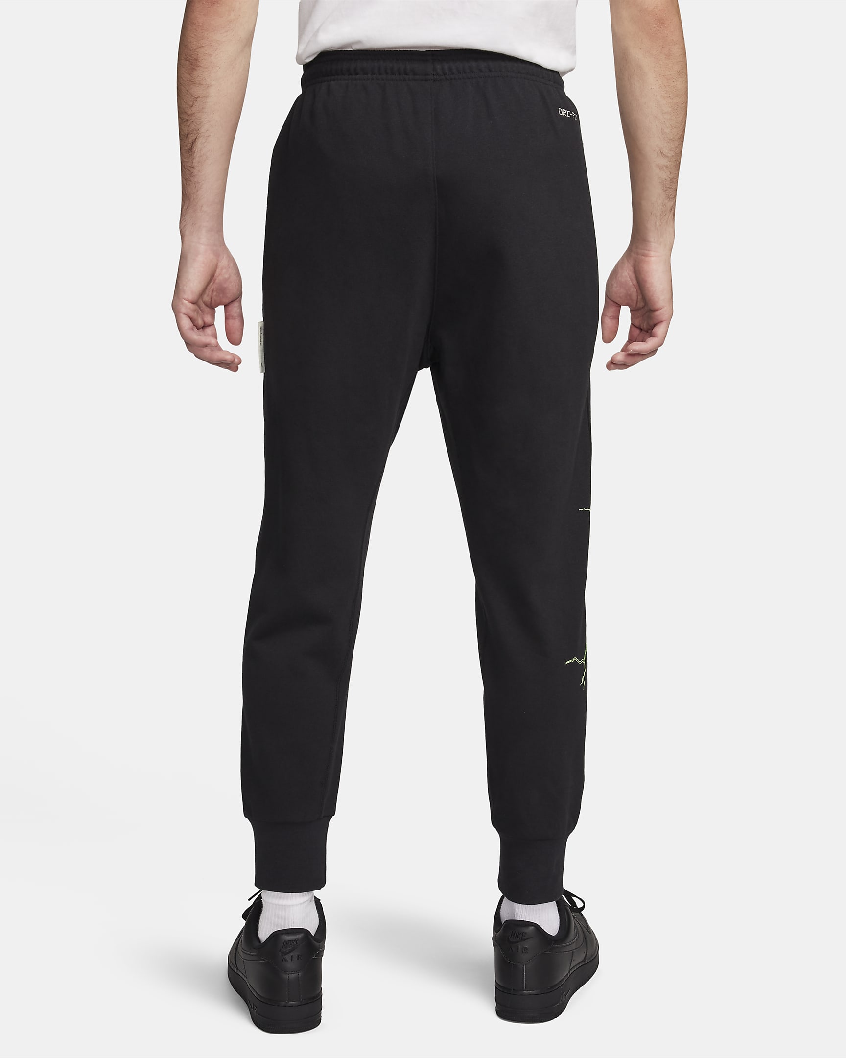 Ja Standard Issue Men's Dri-FIT Jogger Basketball Trousers. Nike IN