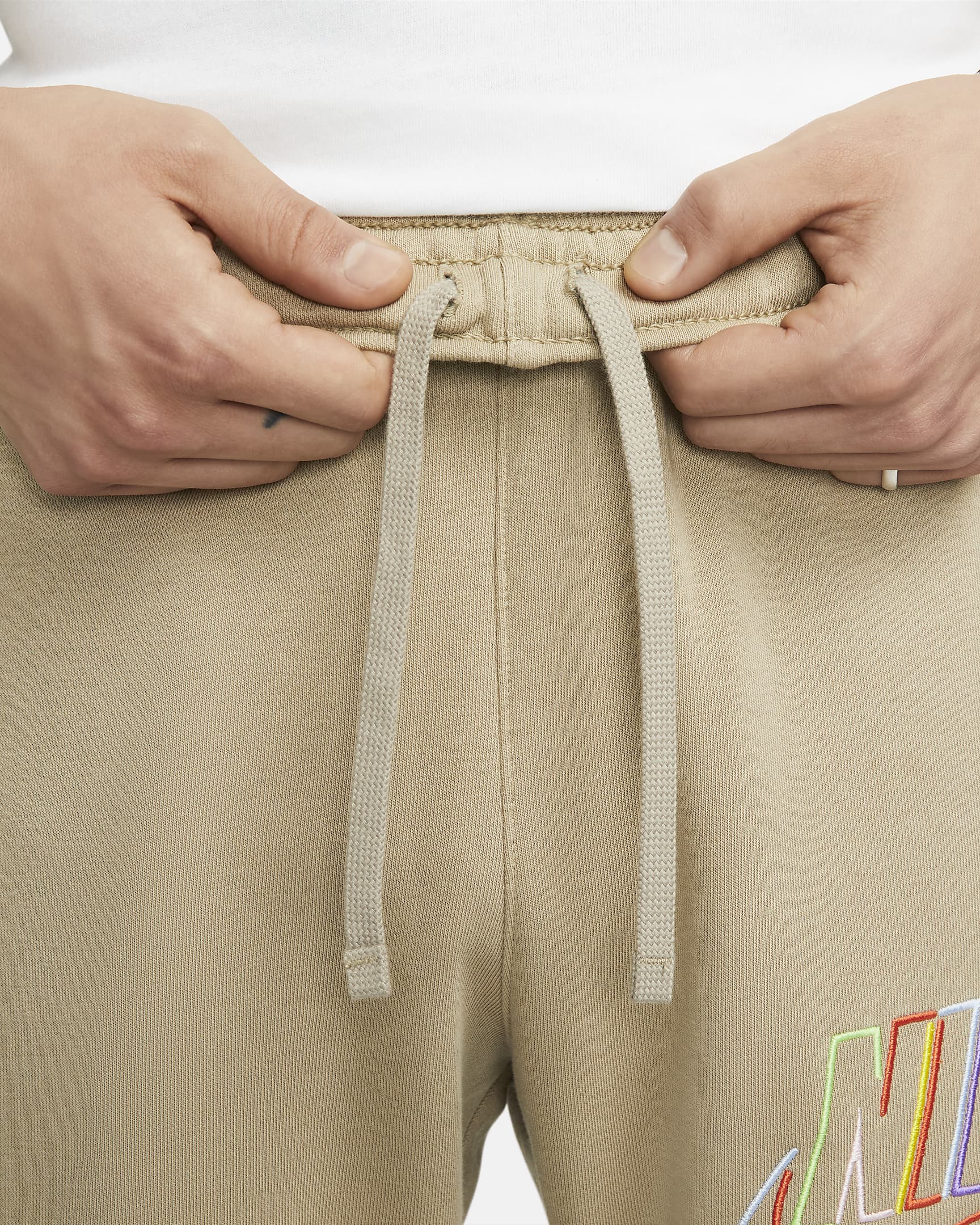 Pantalon en molleton Nike Club Fleece pour homme. Nike CH