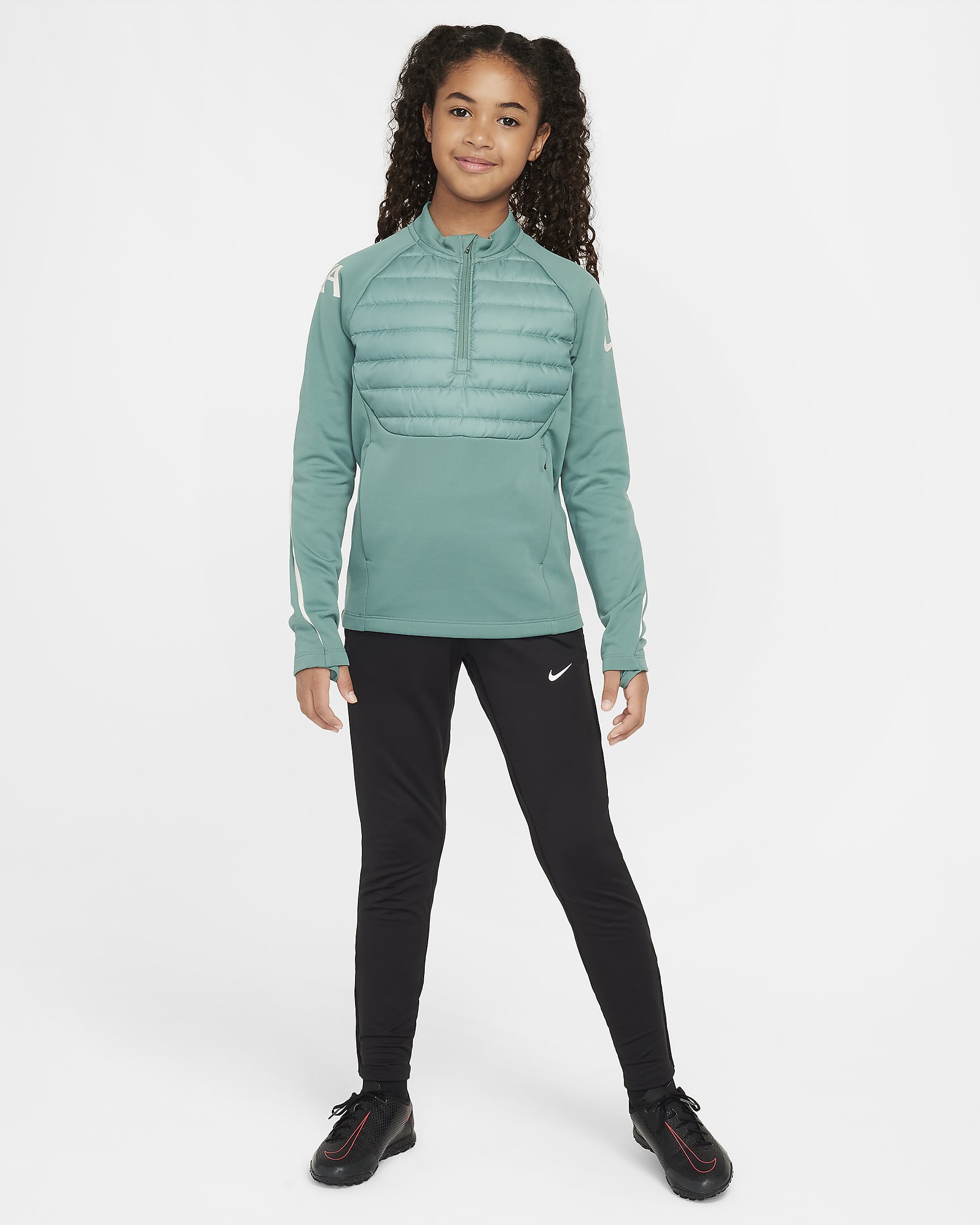 Liverpool F.C. Academy Winter Warrior Older Kids' Nike Therma-FIT ...