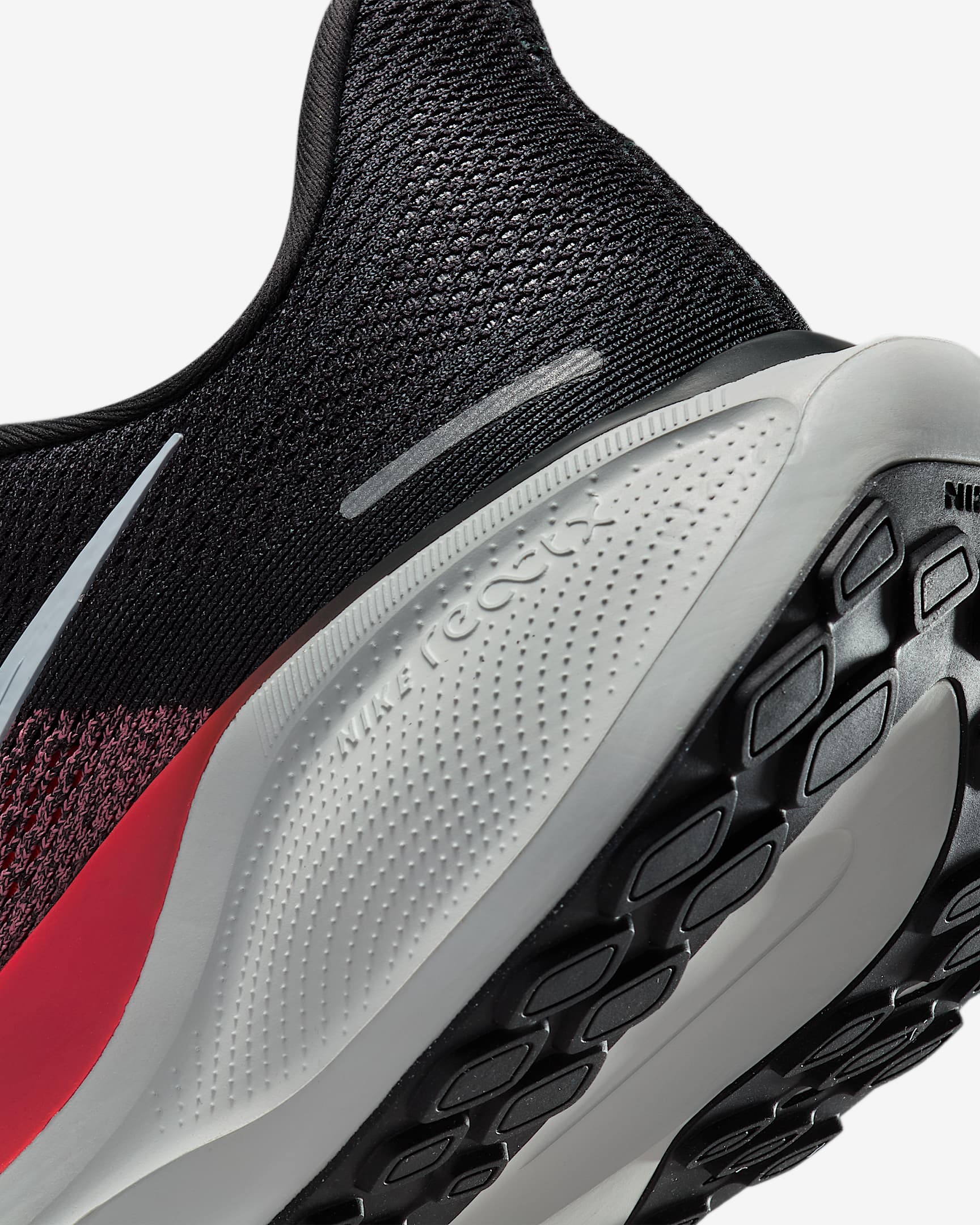 Nike Pegasus 41 Men's Road Running Shoes (Extra Wide). Nike IE