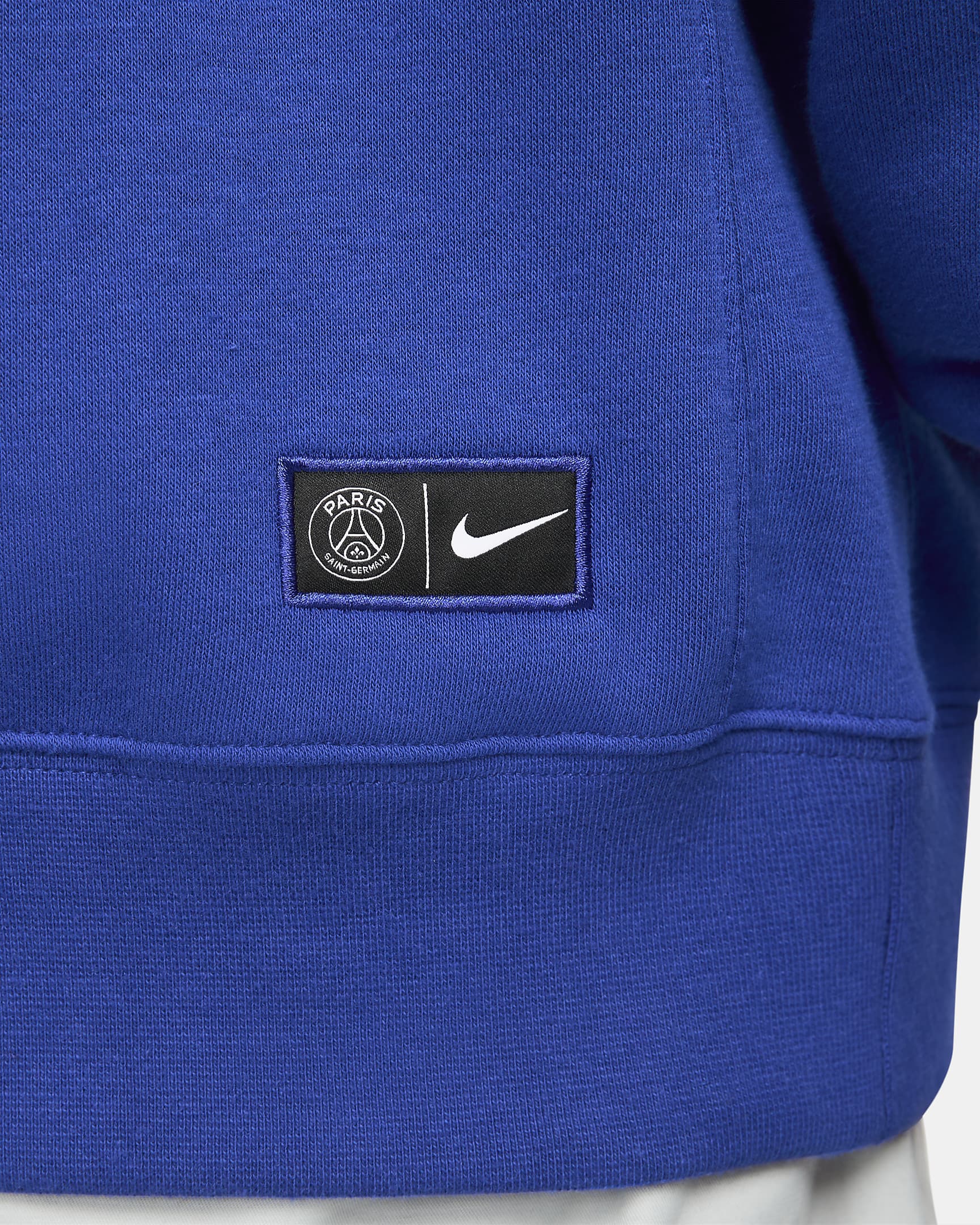 Paris Saint-Germain Club Fleece Men's Pullover Hoodie. Nike NZ